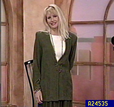Simply Susan Petite 1 Button Blazer - QVC.com