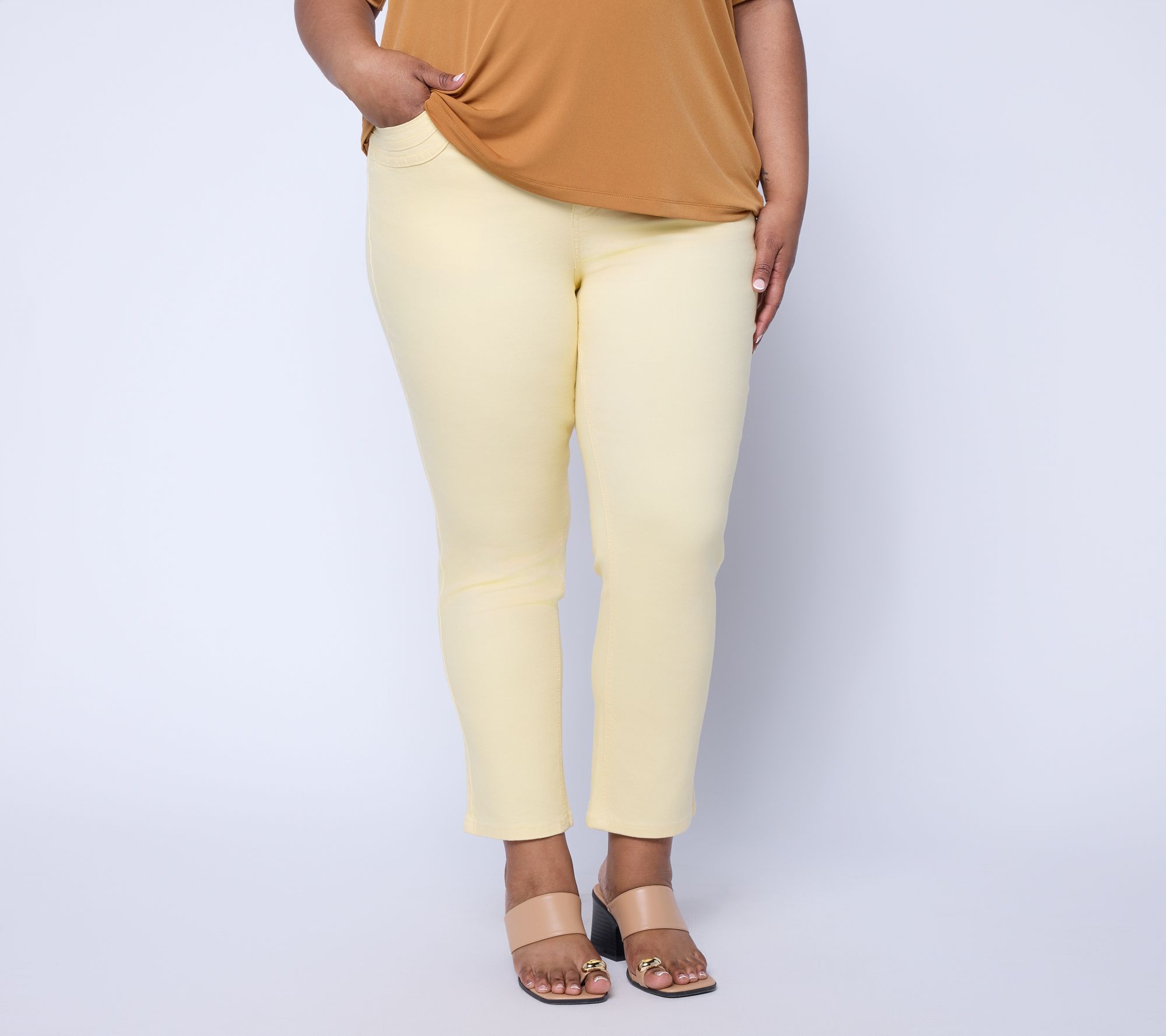 Susan Graver Petite Stretch Denim Straight Leg Jeans - QVC.com