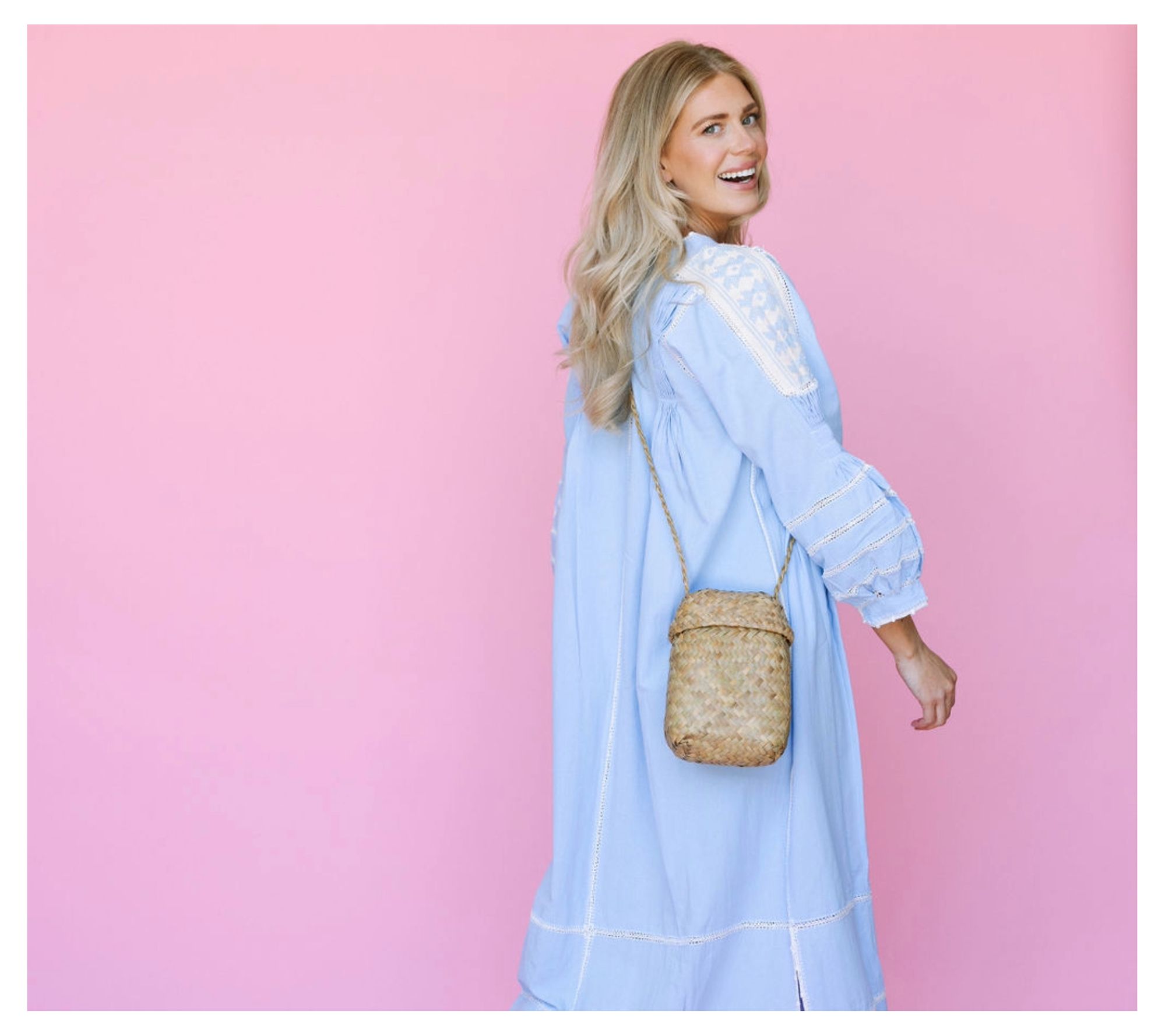 Sunshine Tienda "The Beach" Crossbody Straw Bag - QVC.com