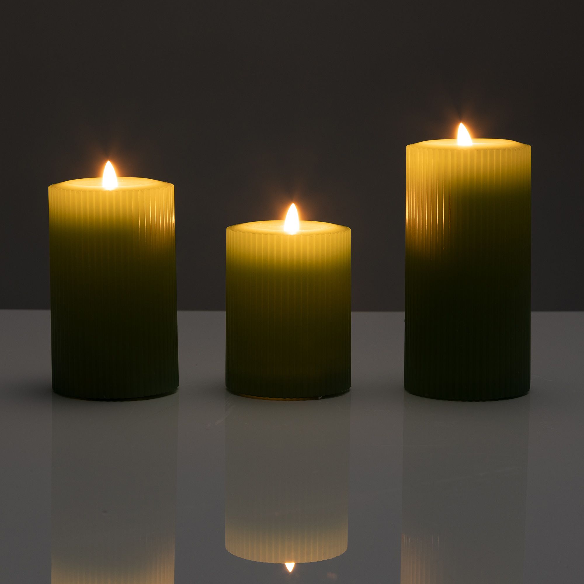 ELAMBIA 3 LED-Kerzen Rillen-Design Flamme Luma, Timer H. 11, 13,5 ...