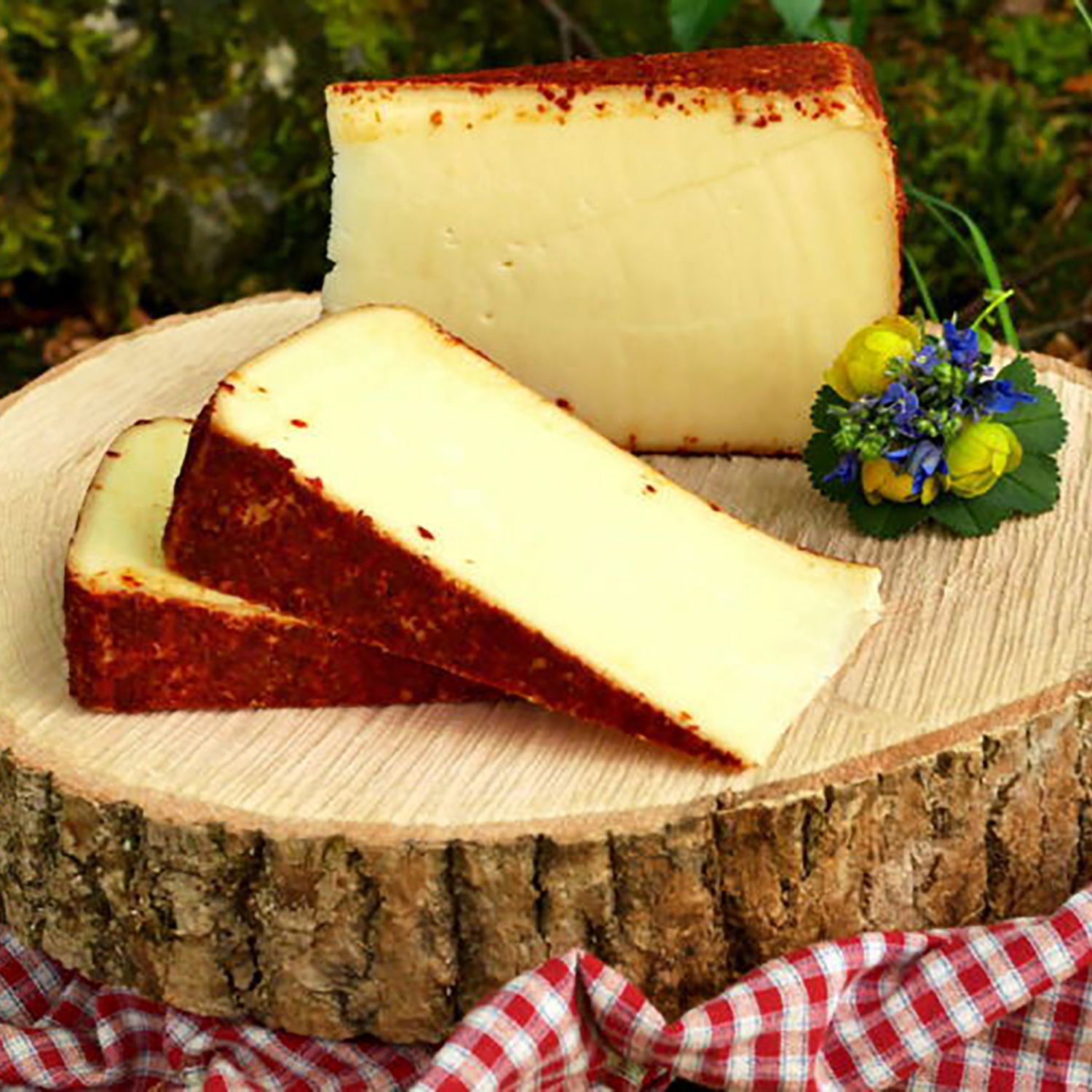 ALPENSPEZI Käsespezialitäten Bergkäse mit Gewürzrinde Inhalt 1.000g ...