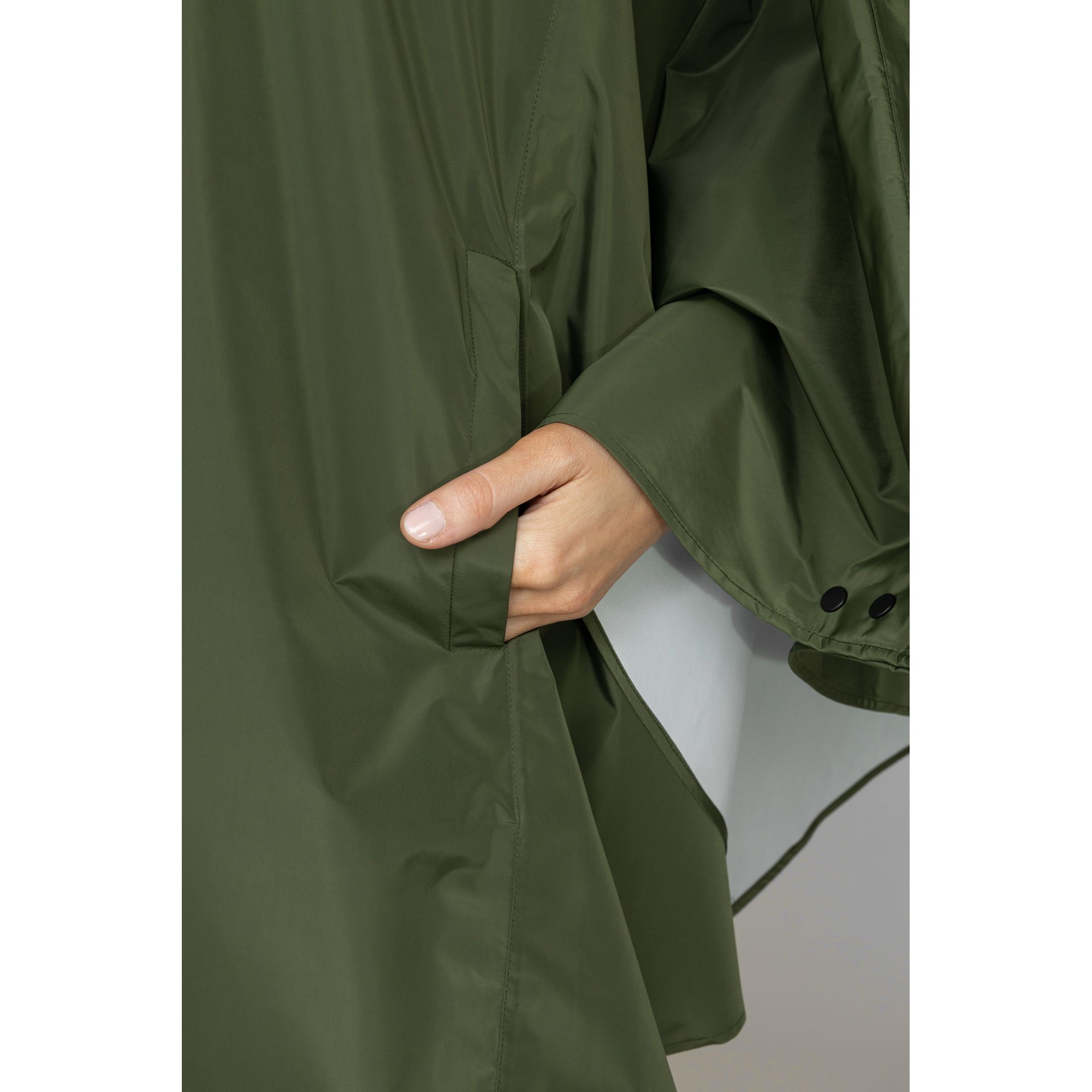 B-Ware CENTIGRADE ACTIVE Regenponcho Einschubtaschen Kapuze - QVC.de