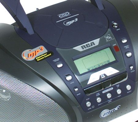 RCA Portable Boombox w/ CD, CD-R/RW,MP3,WMA Playback and "Smart Trax ...