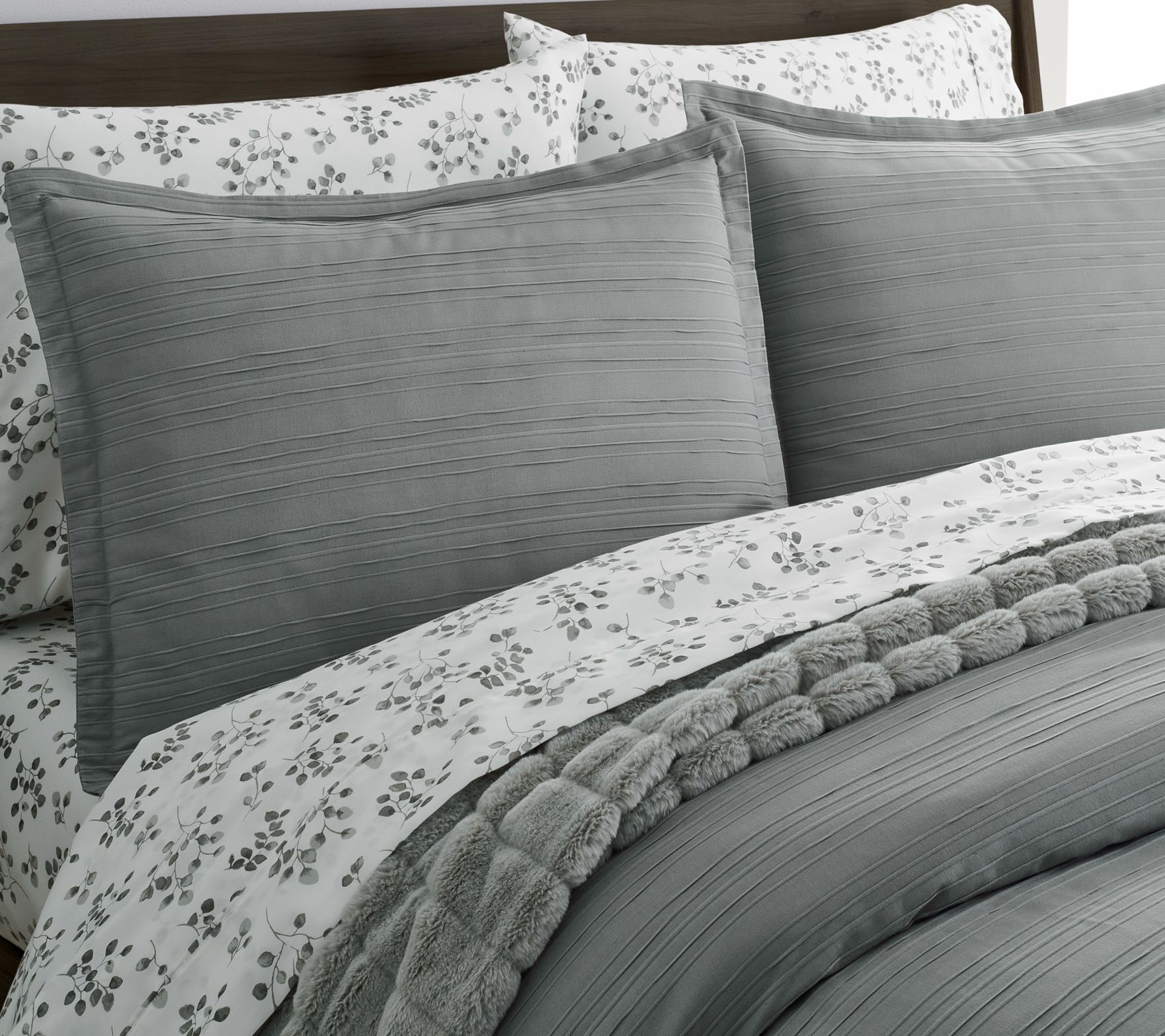 Scott Living Aero 100% Cotton 3-Piece Comfor teSet - Queen - QVC.com