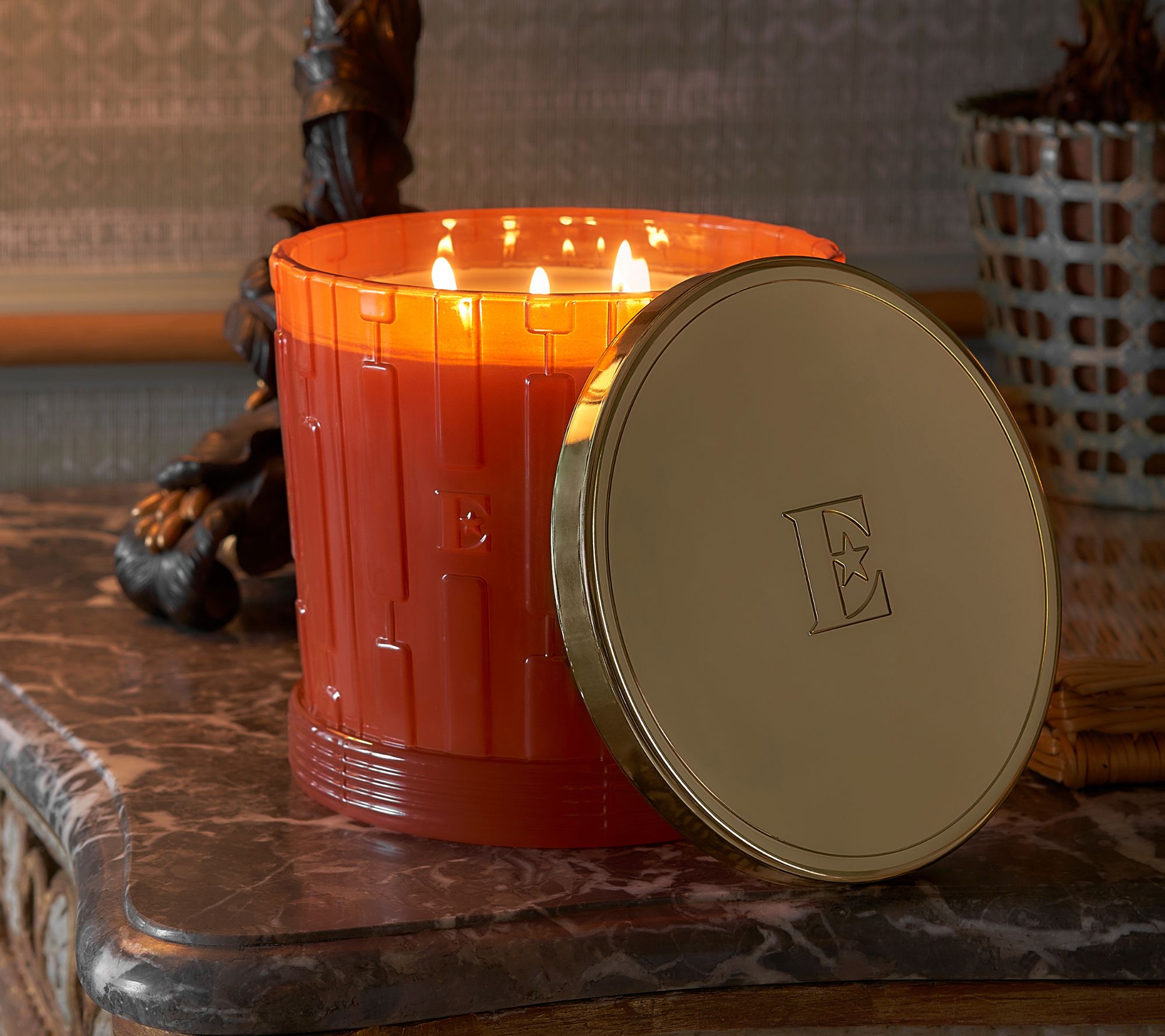 "As Is" Elton John by Slatkin+ Co. Luxe 80oz. Candle - QVC.com