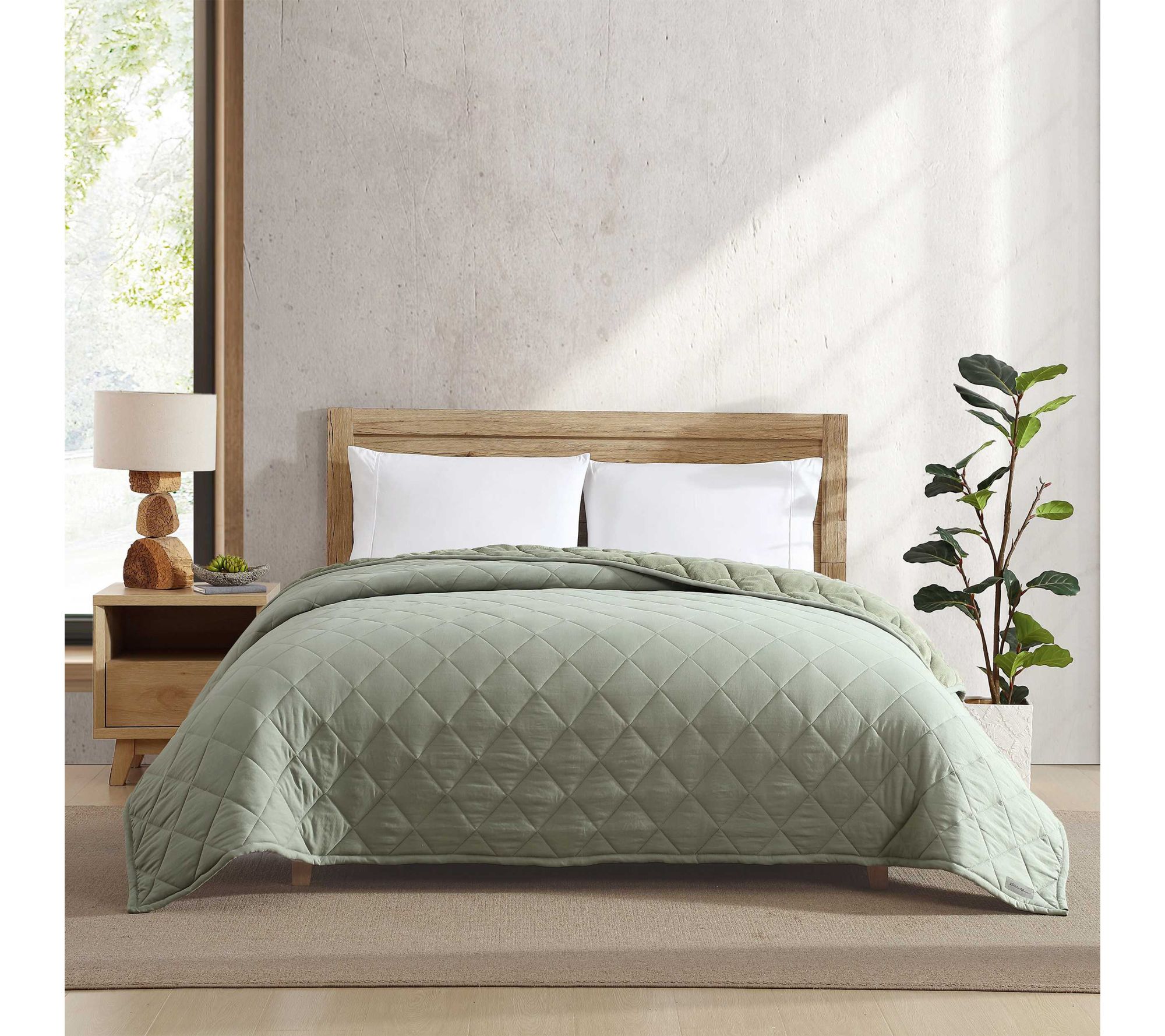 Eddie Bauer Classic Soft Green Quilted Full/Queen Blanket - QVC.com