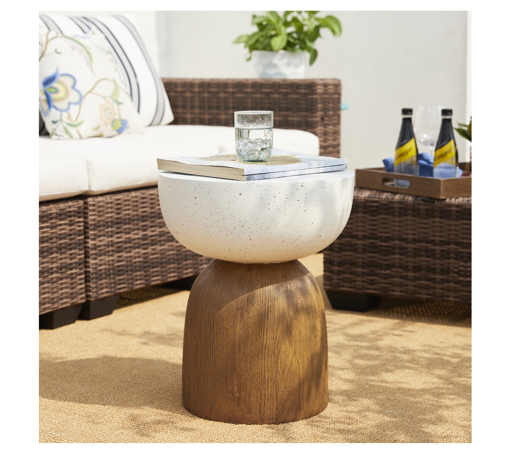 Glitzhome 18" Faux Wood Geometric Garden Stool/ Table - QVC.com