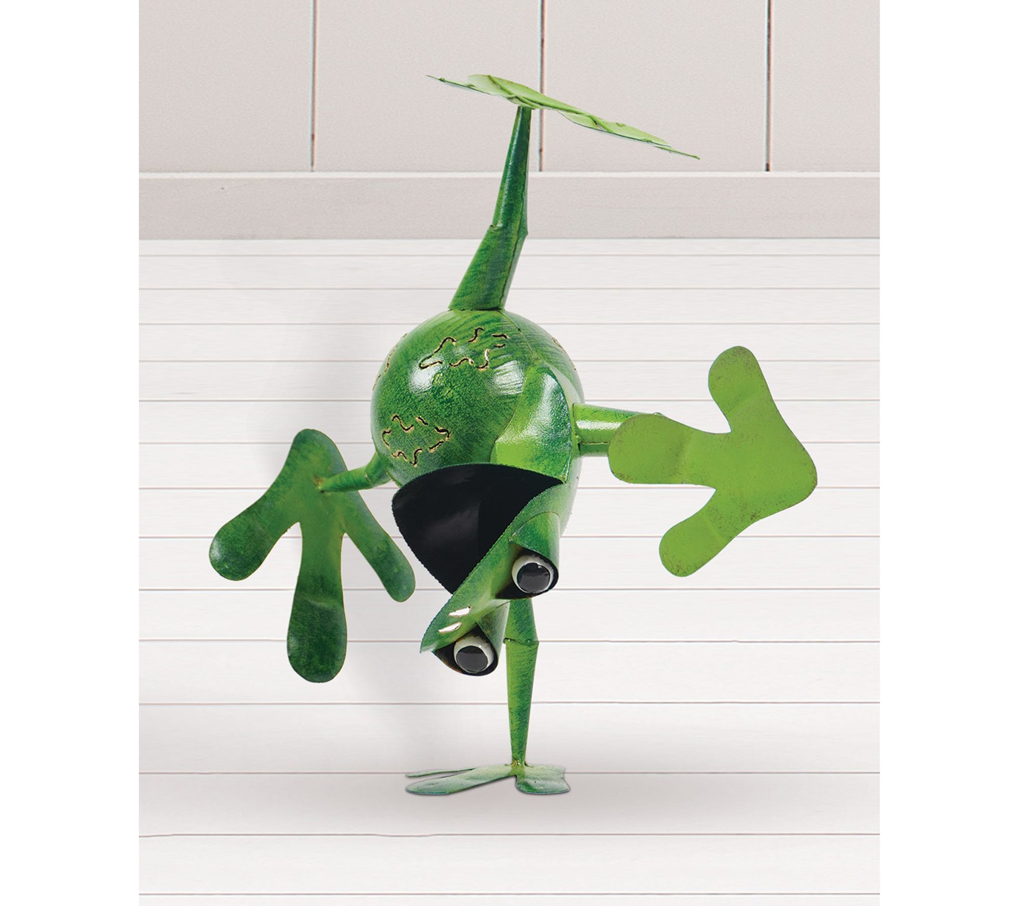 Sunset Vista Designs "Slippy", Frog Sculpture - QVC.com