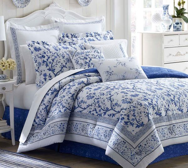 Laura Ashley Charlotte Blue King Duvet Cover Set - QVC.com