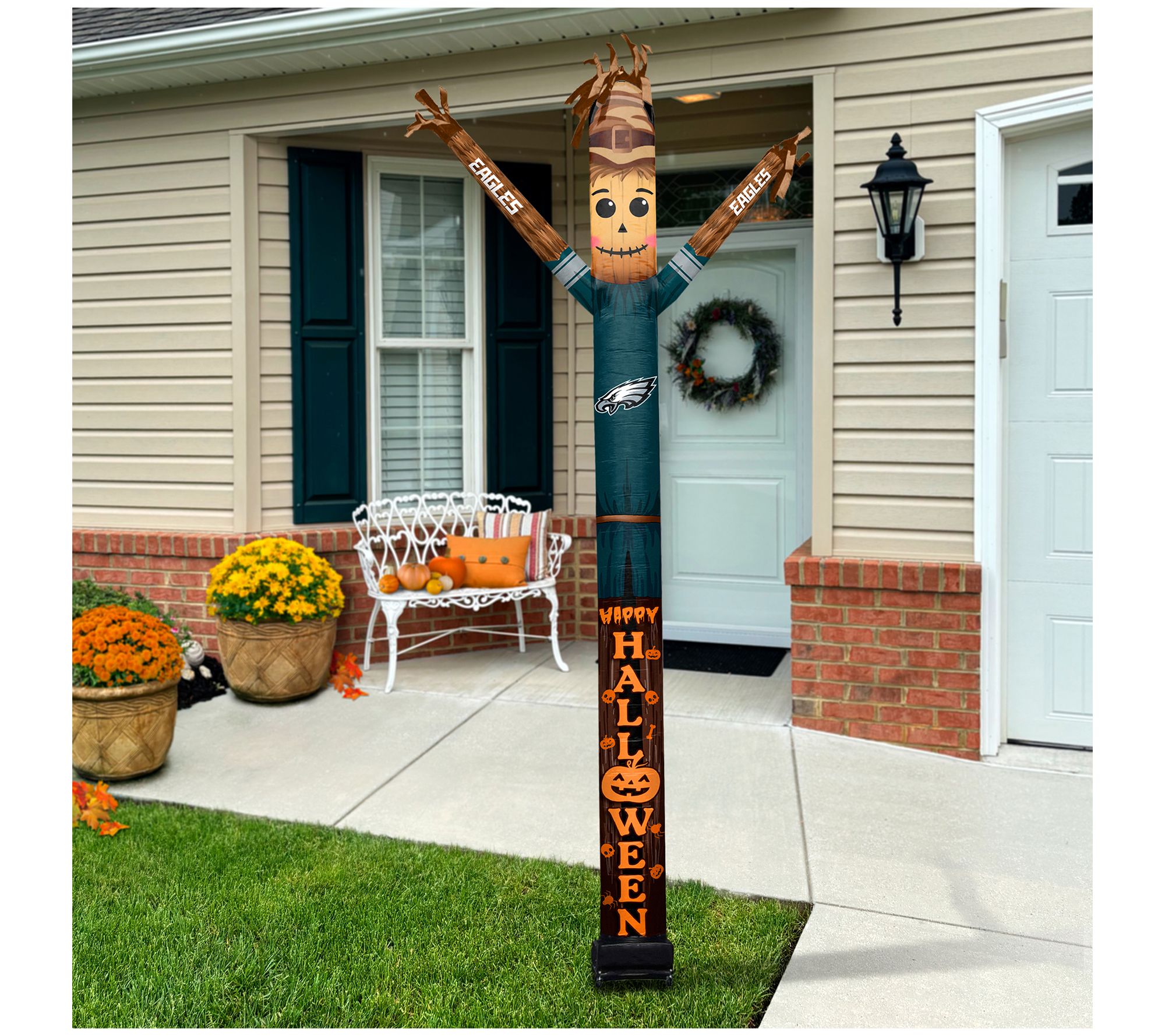 NFL Officially Licensed Scarecrow Inflatable 8' Sports Fan - QVC.com
