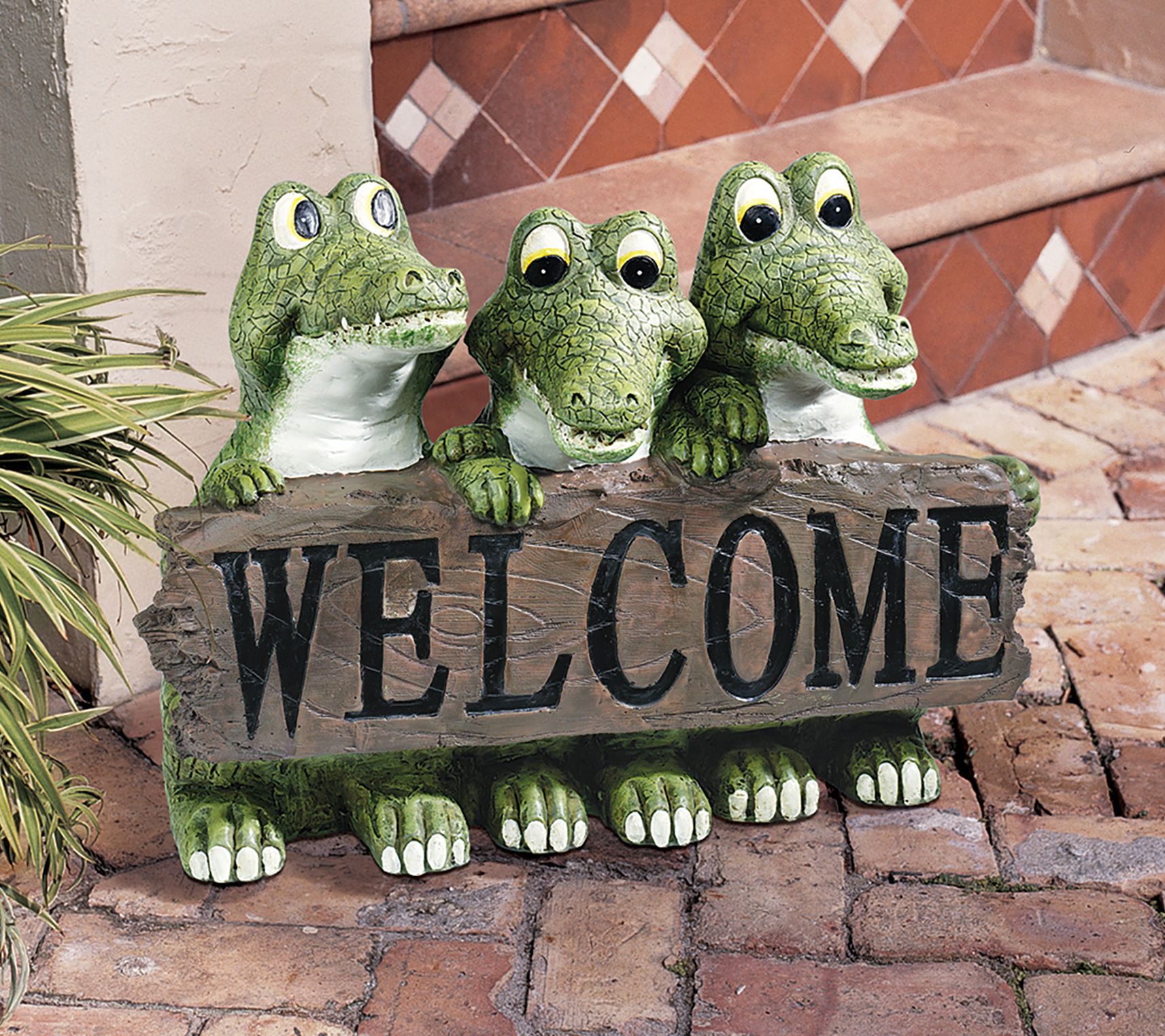 Design Toscano Ragin Cajun Crocodile Outdoor Welcome Sign - QVC.com