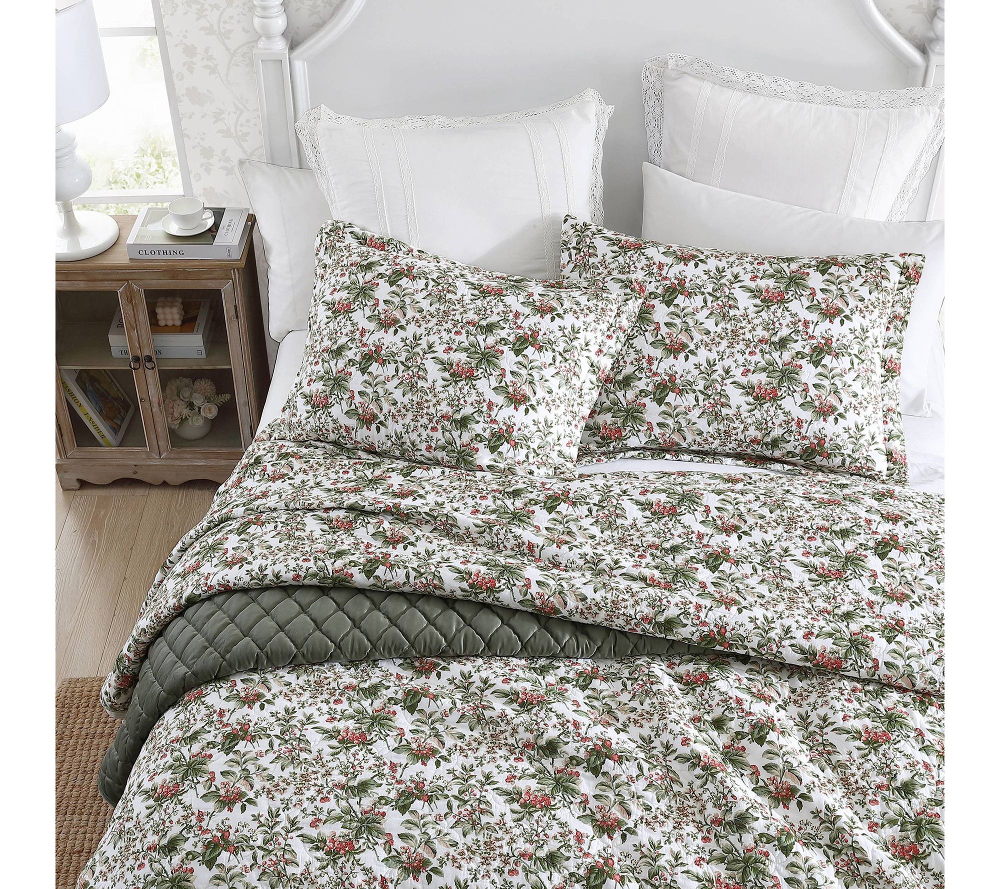 Laura Ashley Bramble Floral Full/Queen Quilt Sham Set - QVC.com