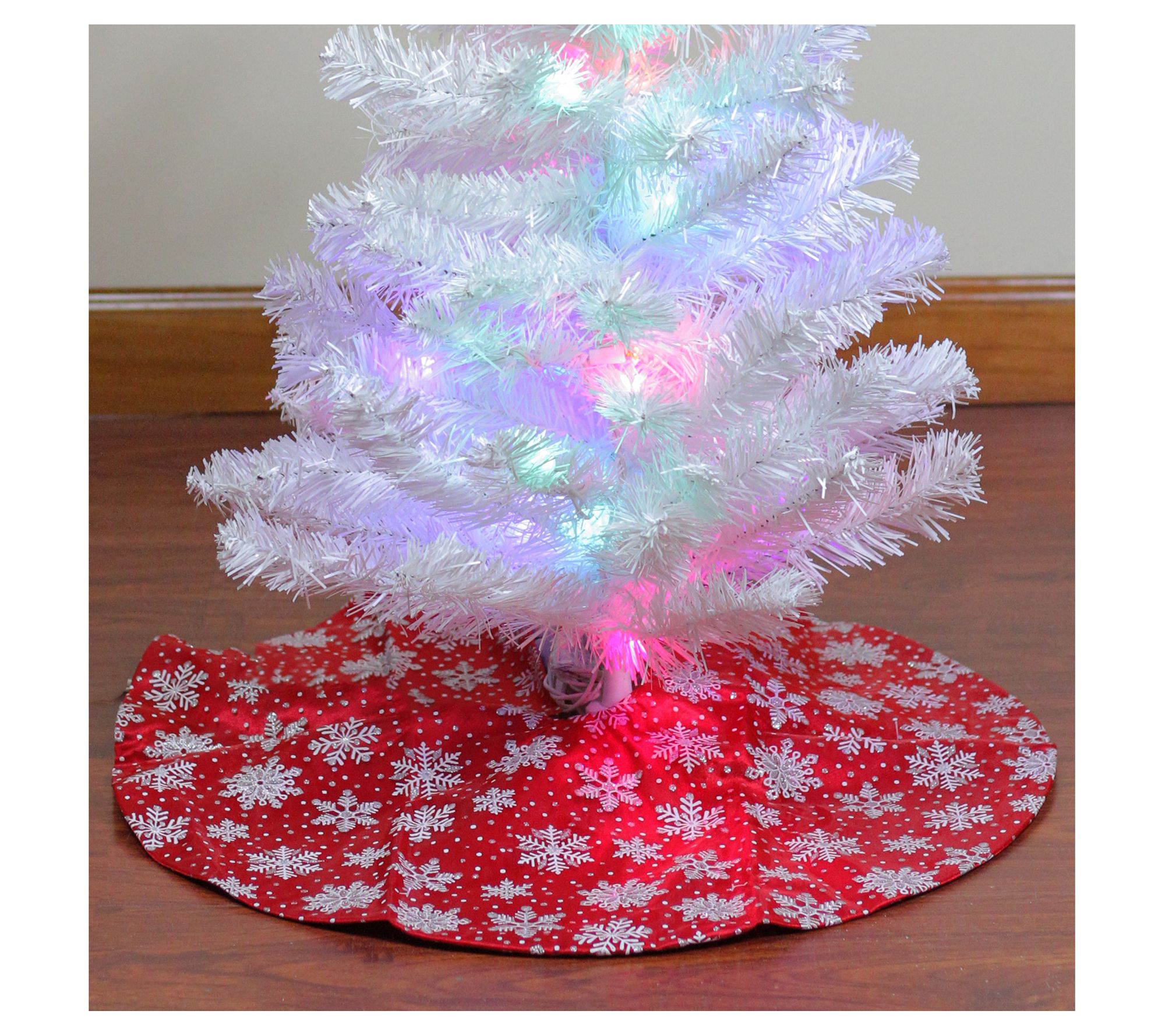 Northlight 20" Red & White Snowflake Mini Chris tmas Tree Skir - QVC.com