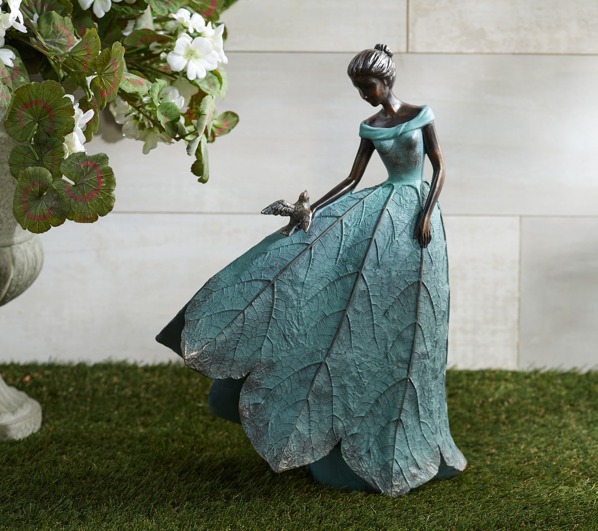 IDEAS FOR DISPLAYING VALERIE'S GARDEN MAIDENS OUTD... - Blogs & Forums