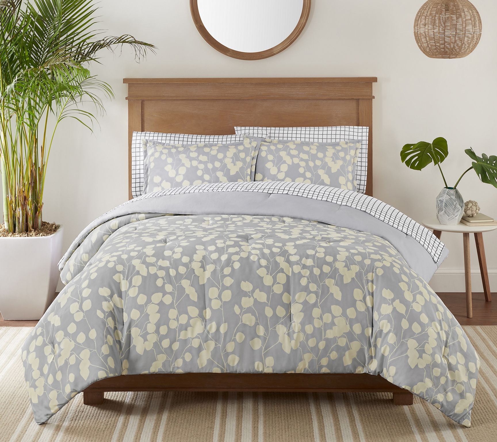 Serta Simply Clean Ellen Leaf 7-Piece Full Beda Bag - QVC.com