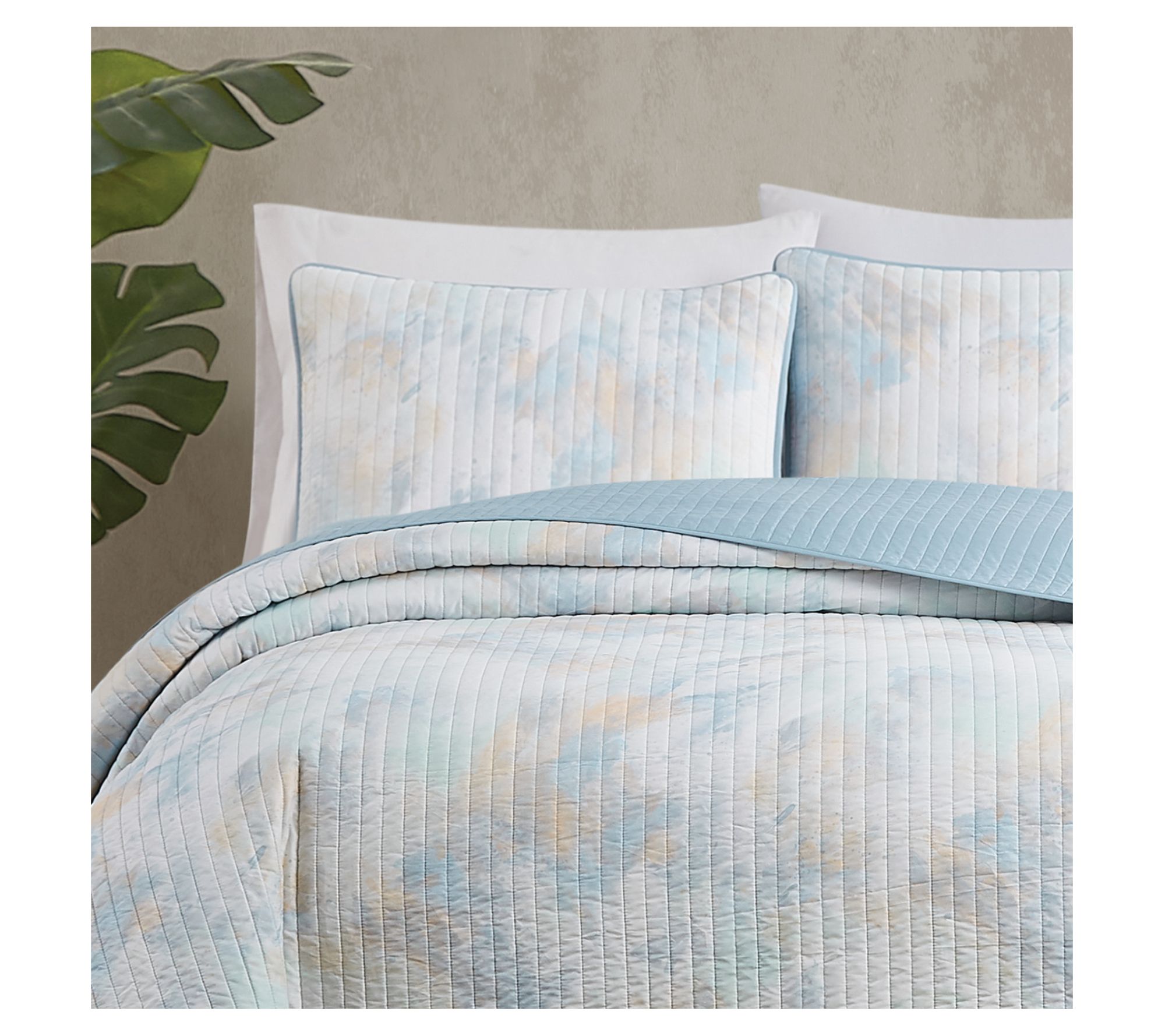 Truly Soft Hannah Watercolor Full/Queen 3 PieceQuilt Set - QVC.com