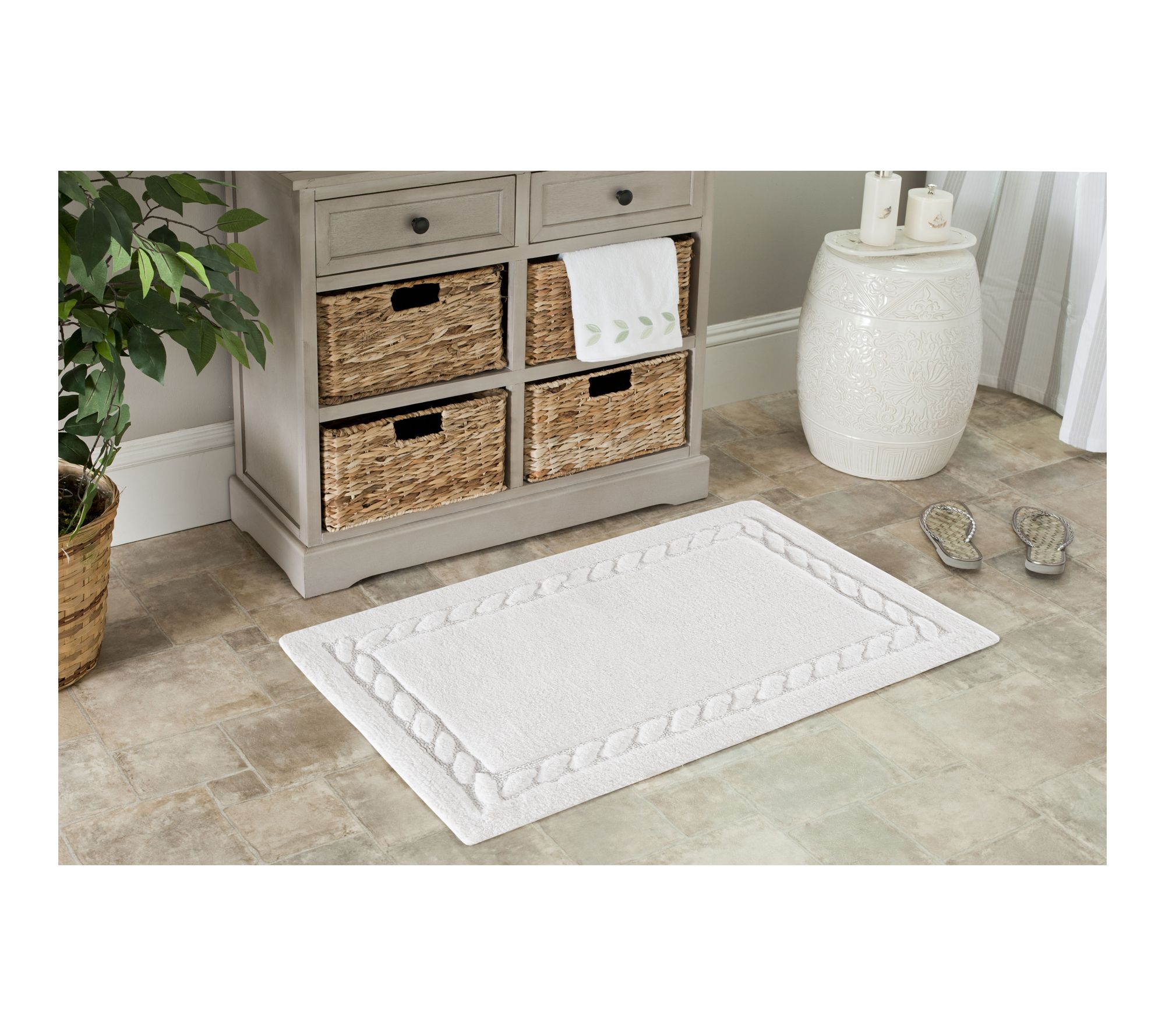 SAFAVIEH Cable Plush 1'-9" X 2'-10" Bath Mat (Set of 2) - QVC.com