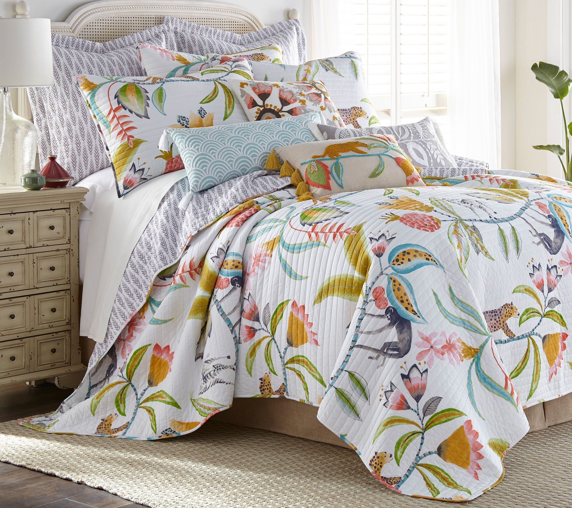 Levtex Home Melina 3-Piece Tropical King/Cal Ki ng Quilt Set - QVC.com