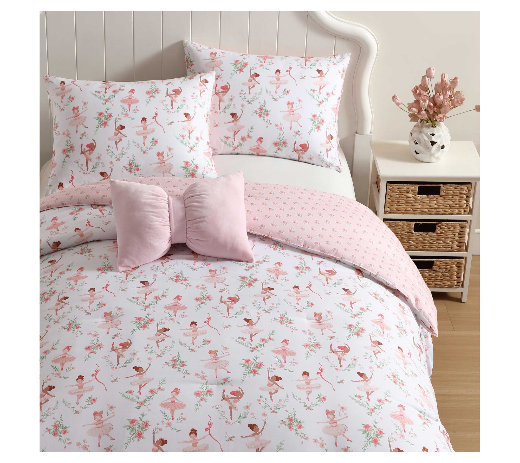Laura Ashley Ballerina Divas Full/Queen Comforter Sham Set - QVC.com