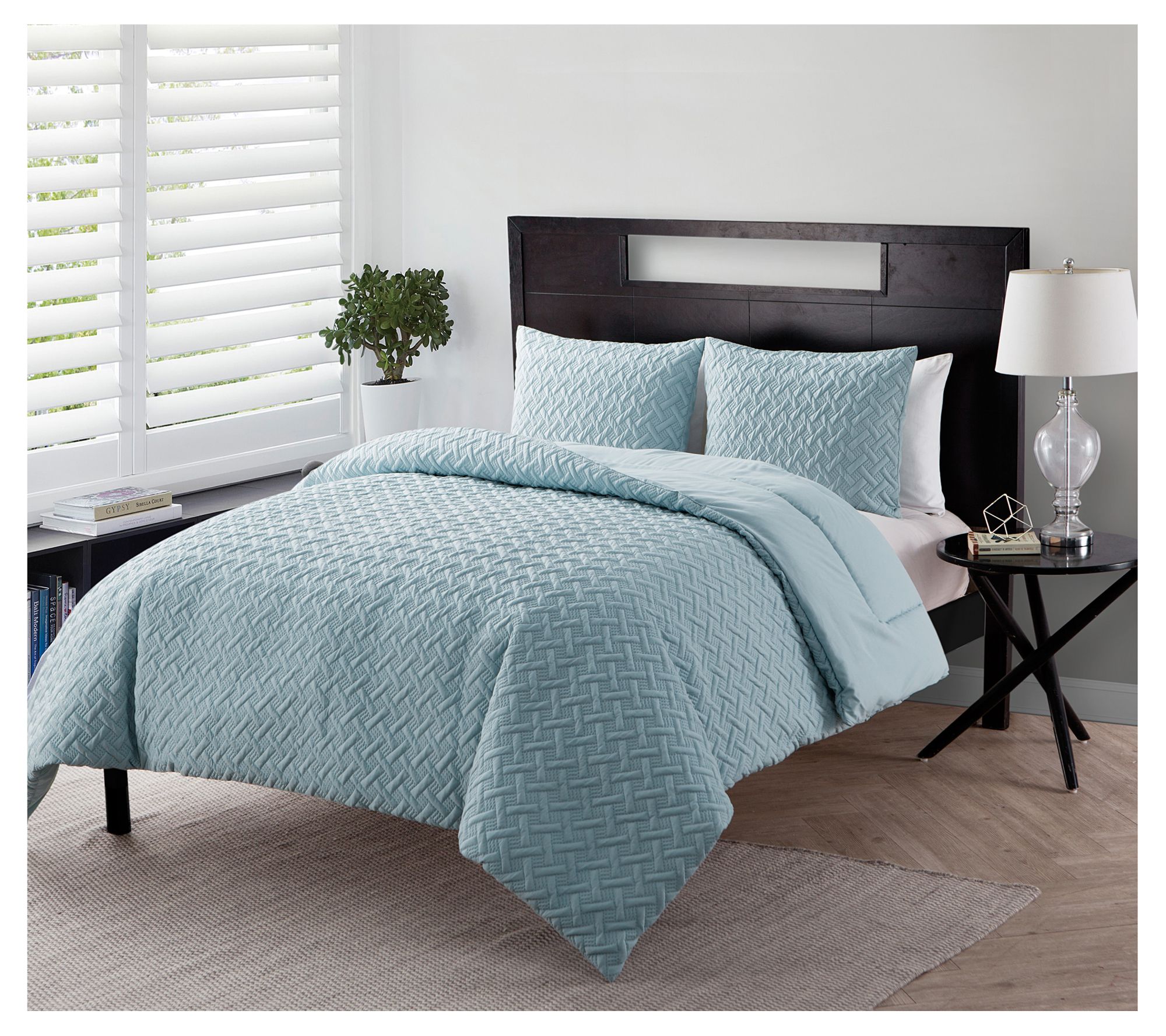 VCNY Nina Embossed Comforter Set, Full/ Queen - QVC.com
