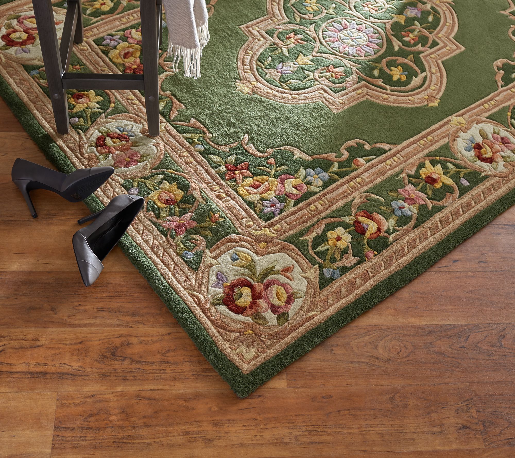 Royal Palace Special Edition 2'3" x 9'6" Elegant Medallion Rug - QVC.com