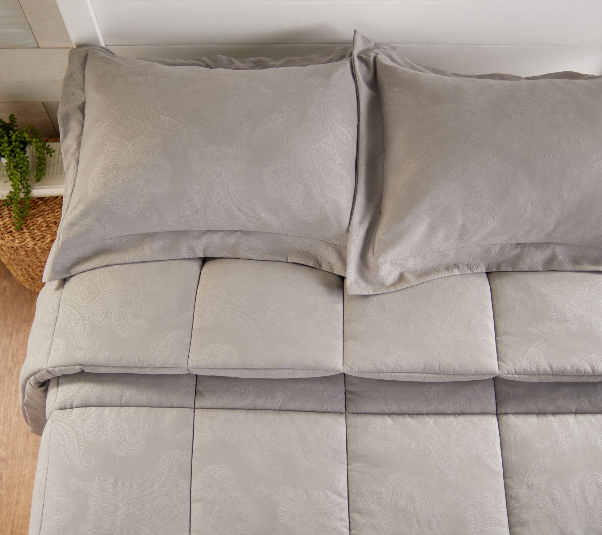 Home Reflections Soft Touch F/QN Embossed Comforter Set - QVC.com