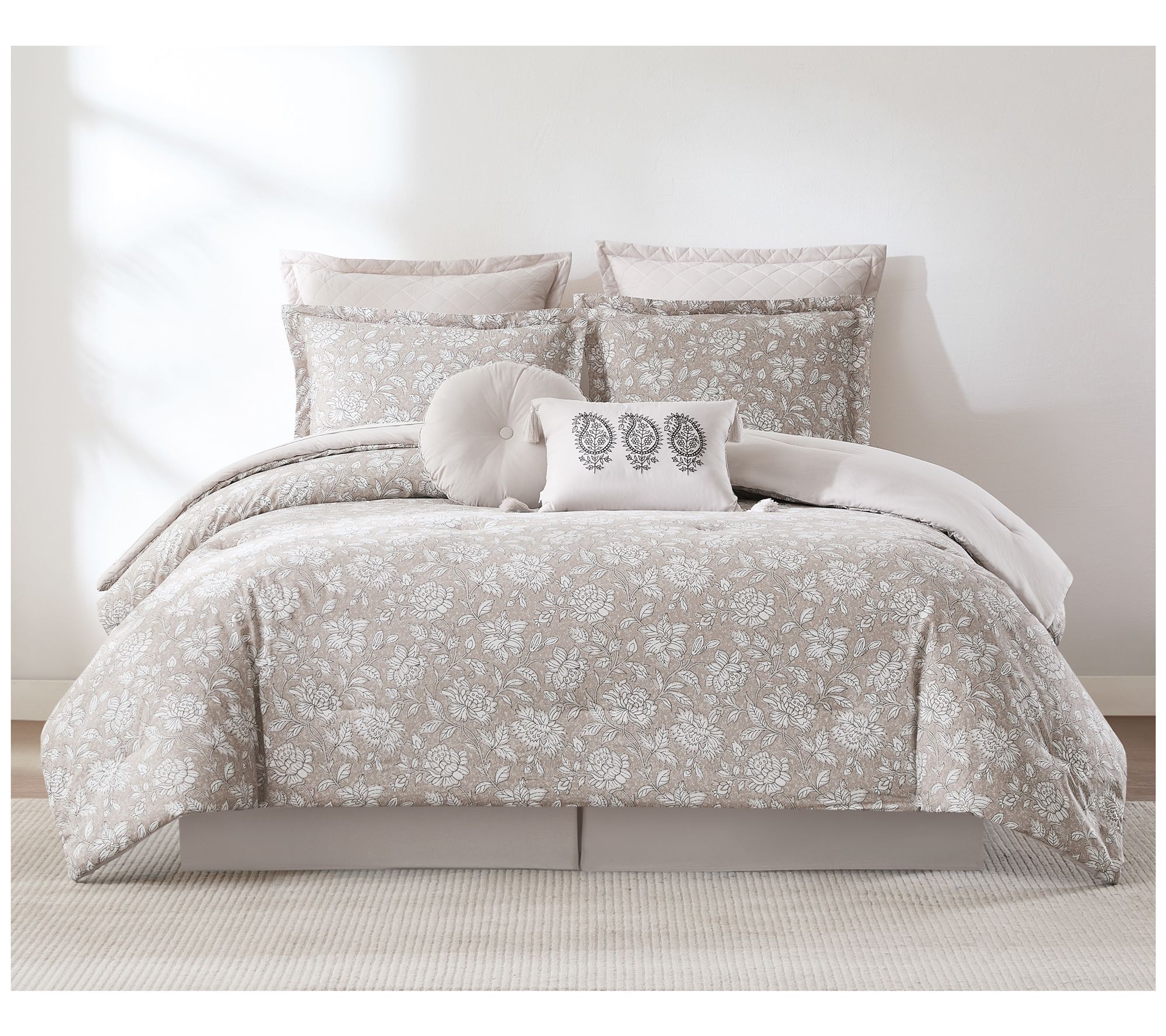 Lush Decor Zara Floral Block Cotton Comforter 8Pc Set Queen - QVC.com