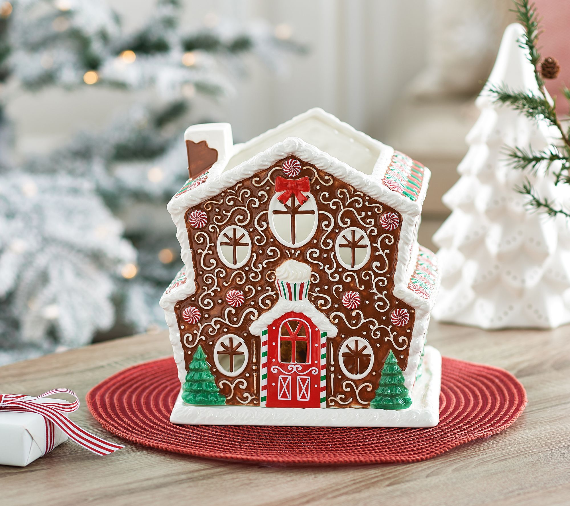 "As Is" HomeWorx by Slatkin & Co. Gingerbread House - QVC.com
