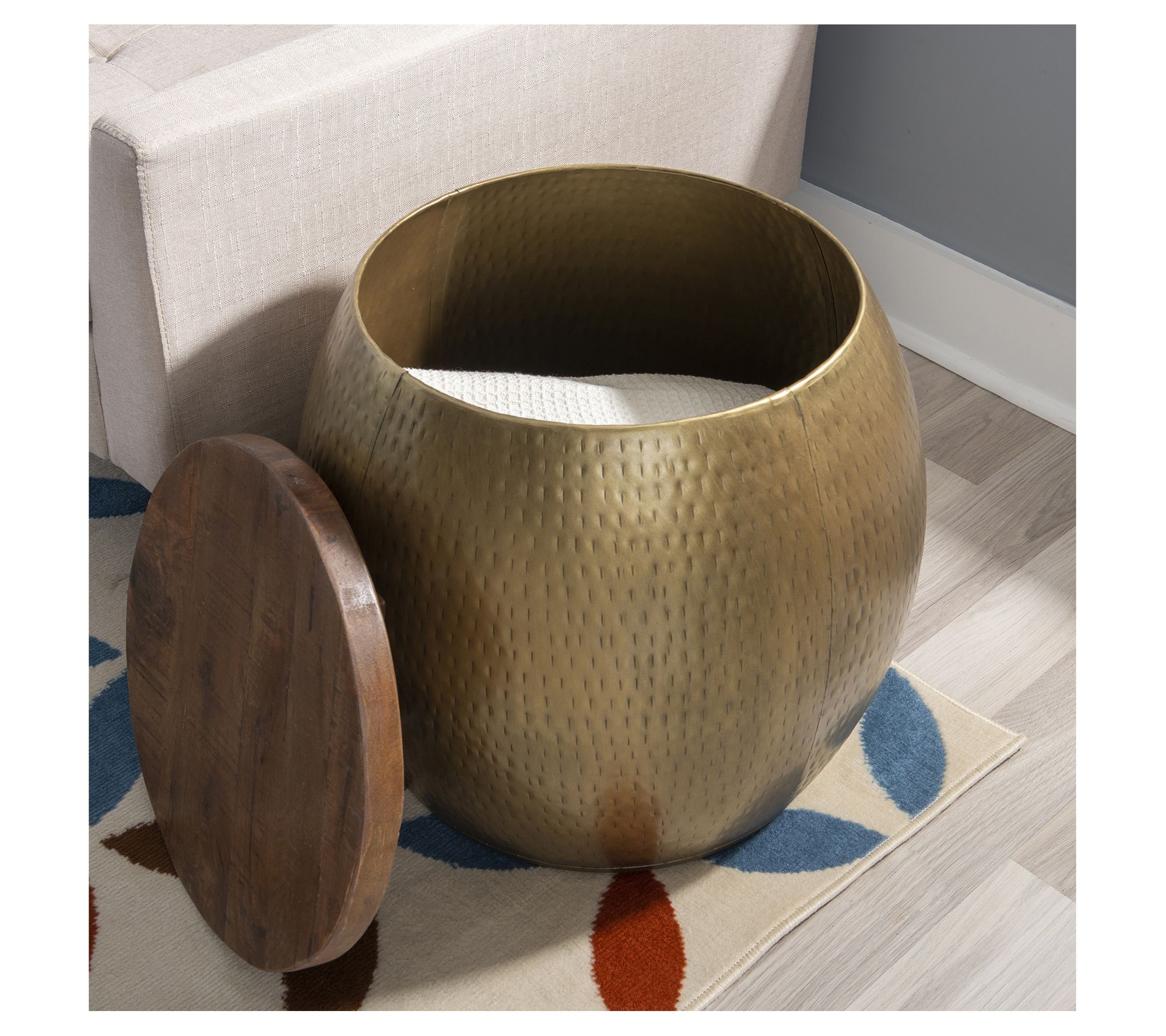 Linon Home Deco r Massey Storag e Drum Side Tab le with Lid - QVC.com