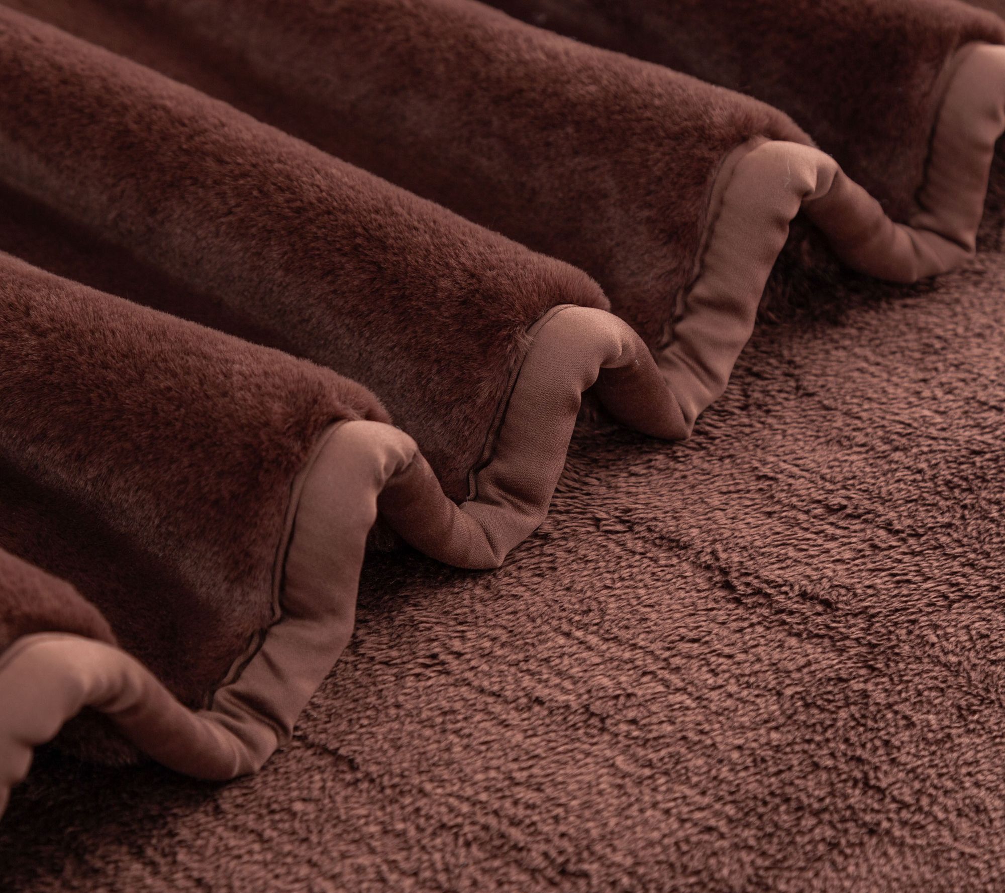 Berkshire Velvetplush & Spaloft 60x70 Throw with Satin Trim - QVC.com