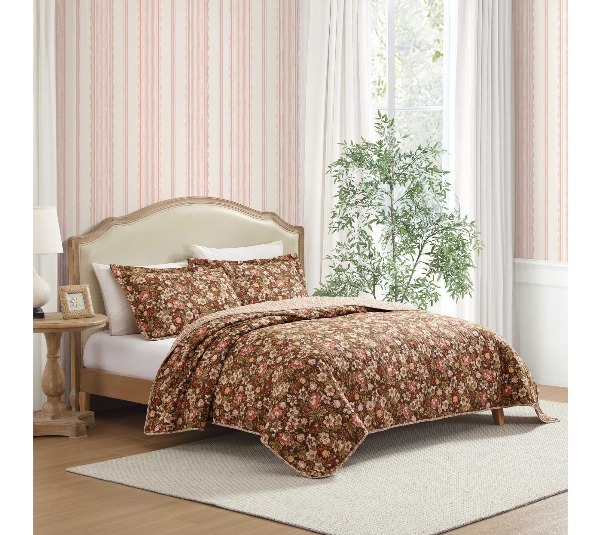 Laura Ashley Marta Brown Full/Queen Quilt ShamSet - QVC.com