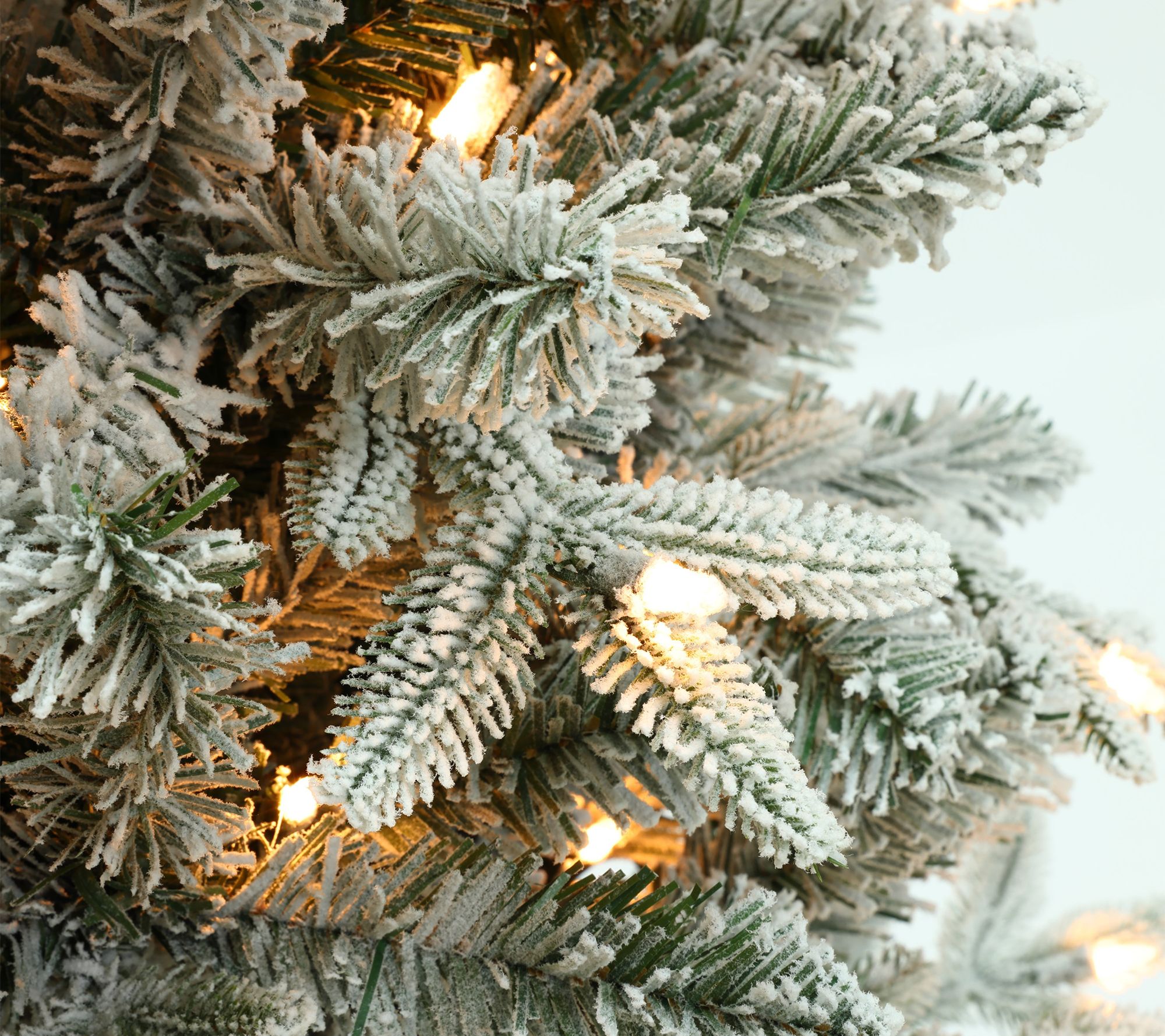 LuxenHome 5ft Pre-Lit Full Artificial Flocked C hristmas Tree - QVC.com