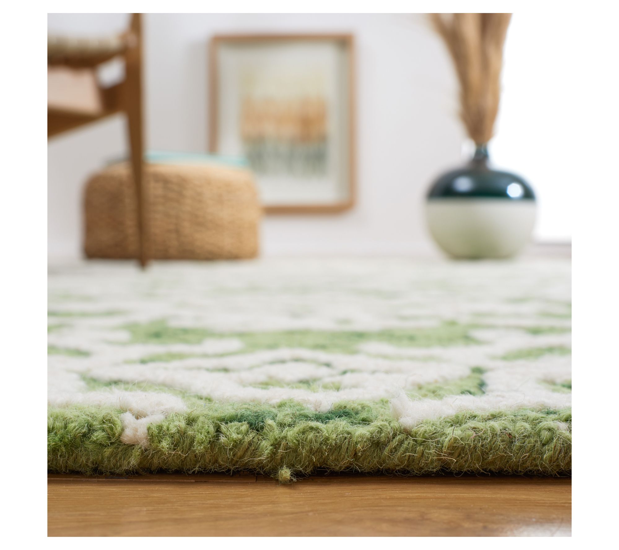 Blossom 104 Hand Tufted Wool 4' x 6' Rug by Valerie - QVC.com