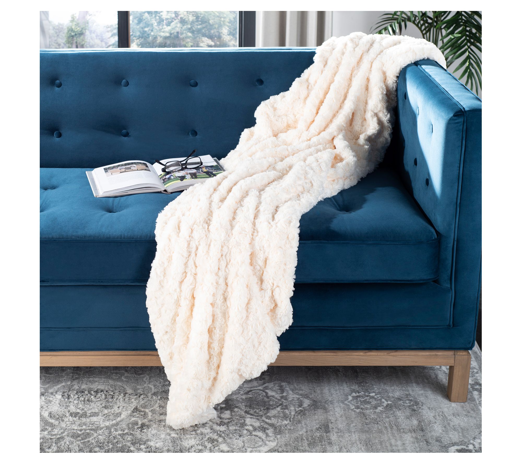 Safavieh Pebbles Throw Blanket - QVC.com