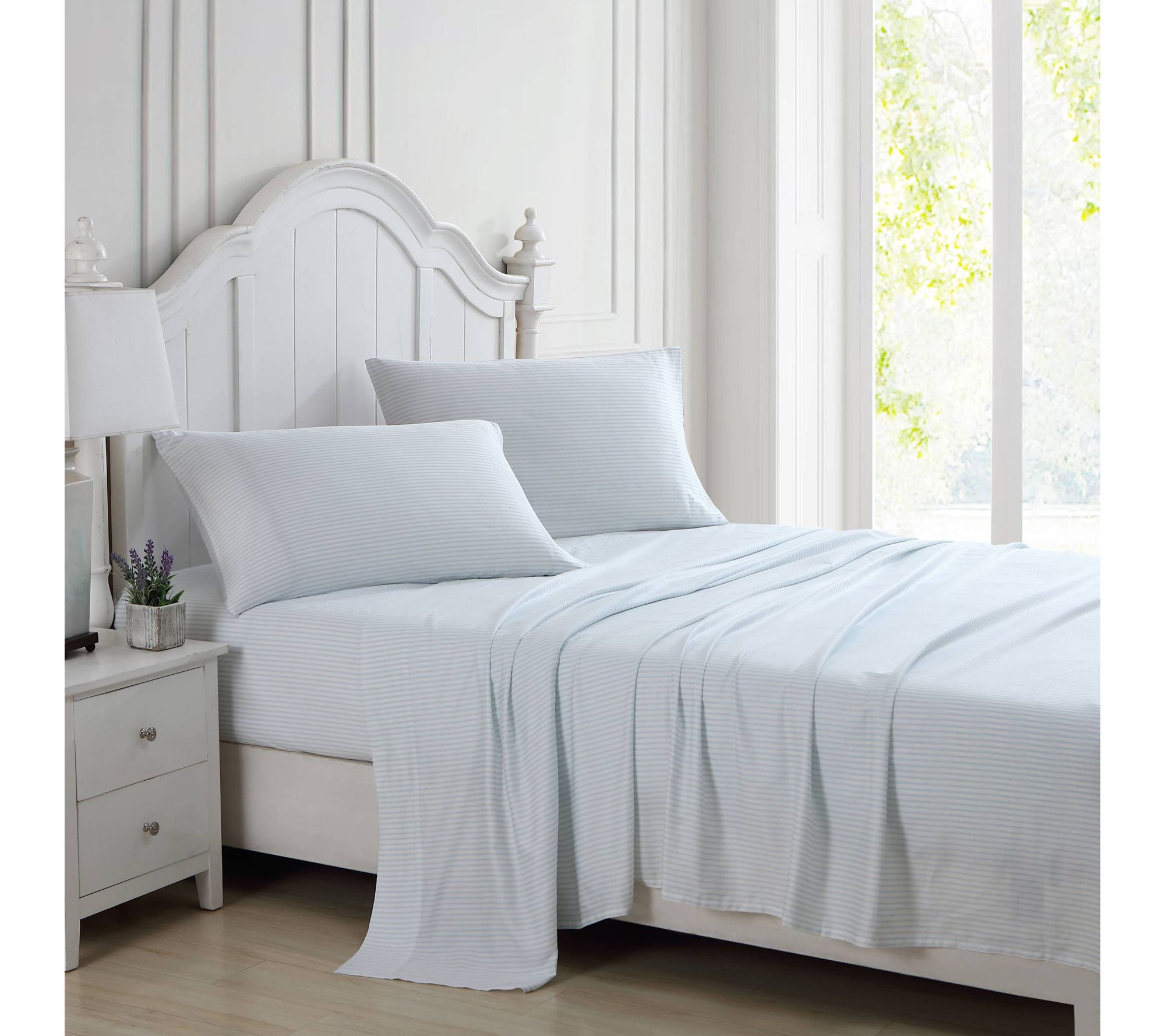 Laura Ashley Ra mona Cotton 4-P iece Sheet Set - Queen - QVC.com
