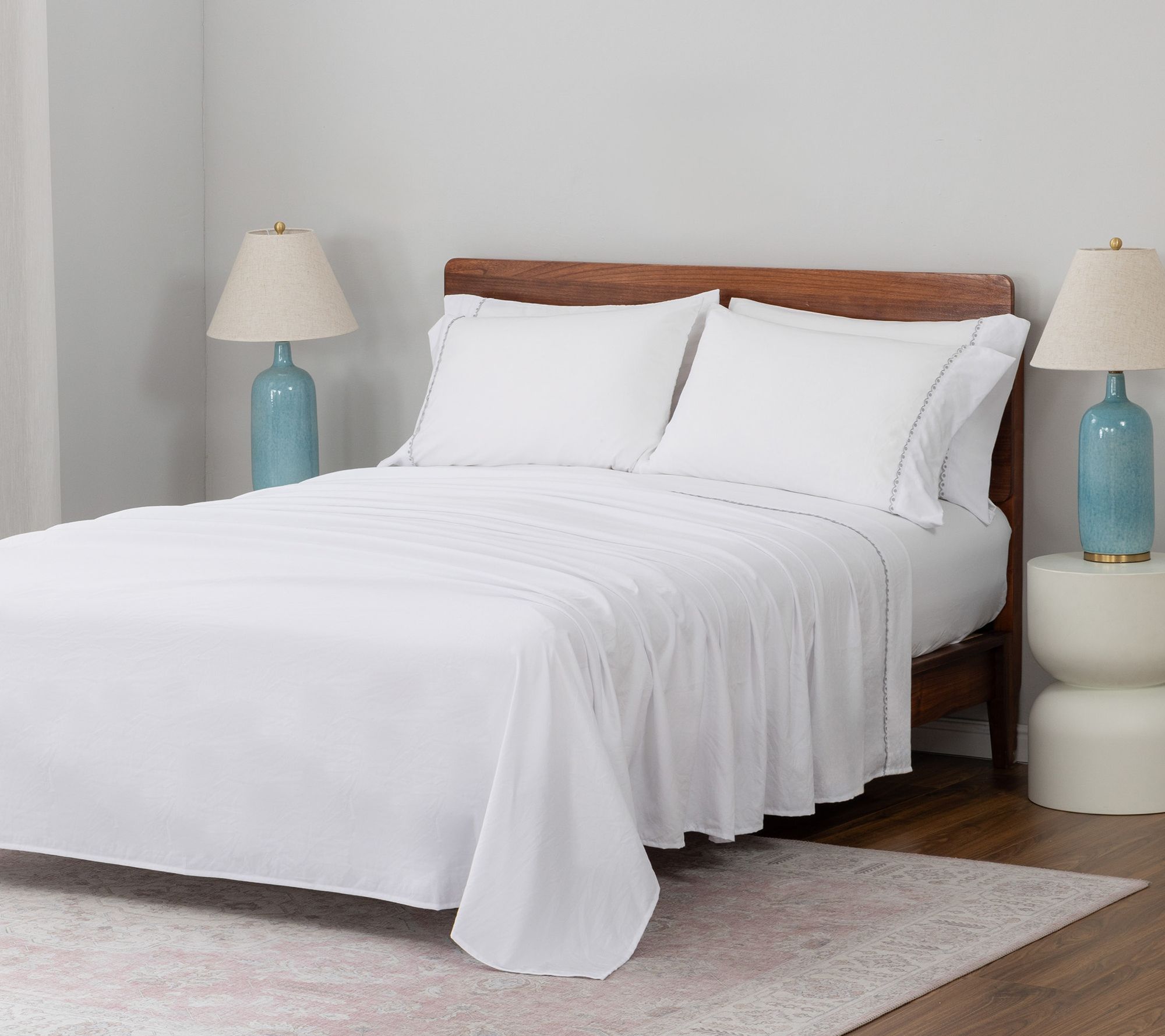 "As Is" Berkshire Eyelet Embroidered Sheet Set- Full - QVC.com