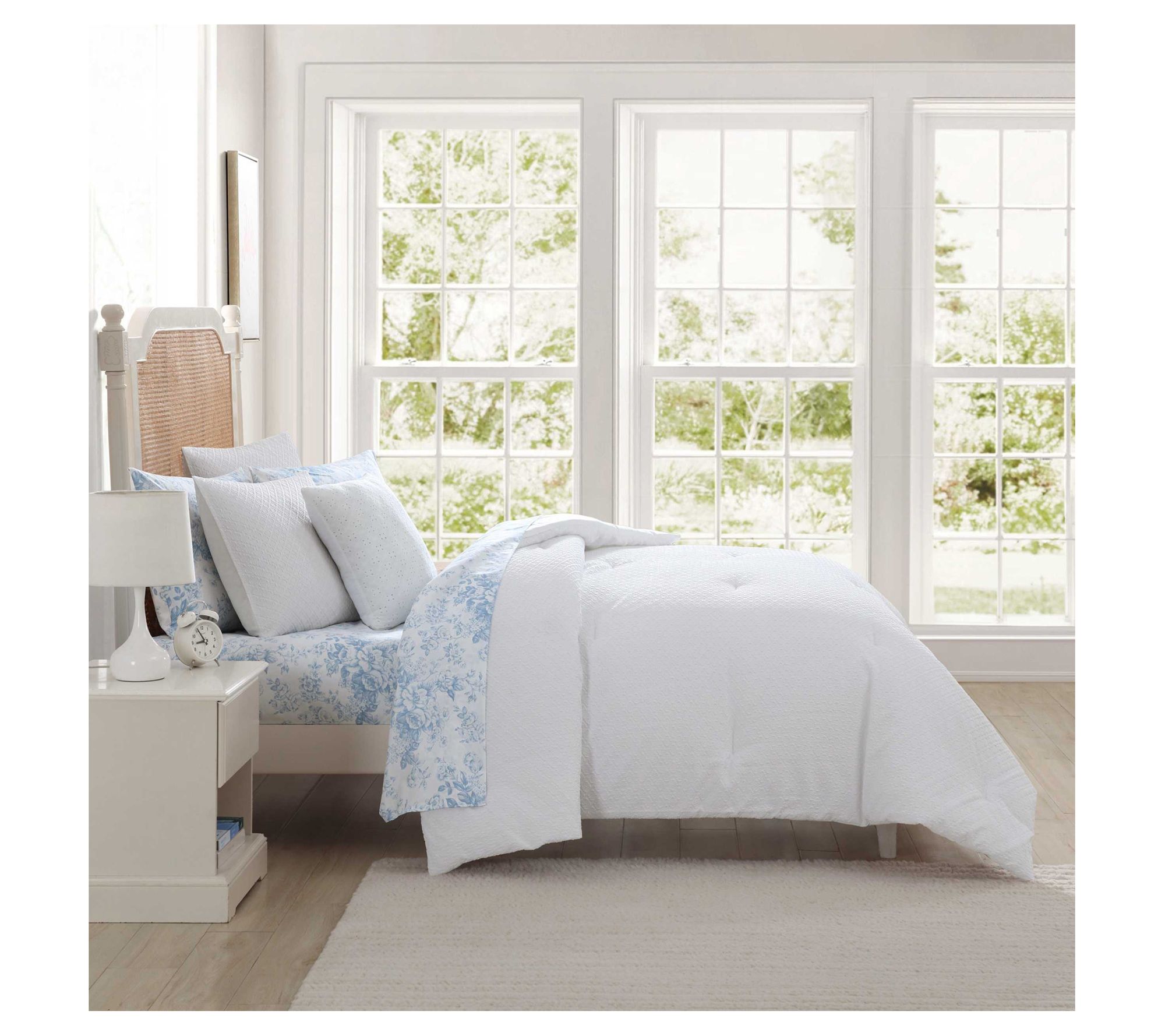 Laura Ashley Margaret White Full Comforter Bed in a Bag Set - QVC.com