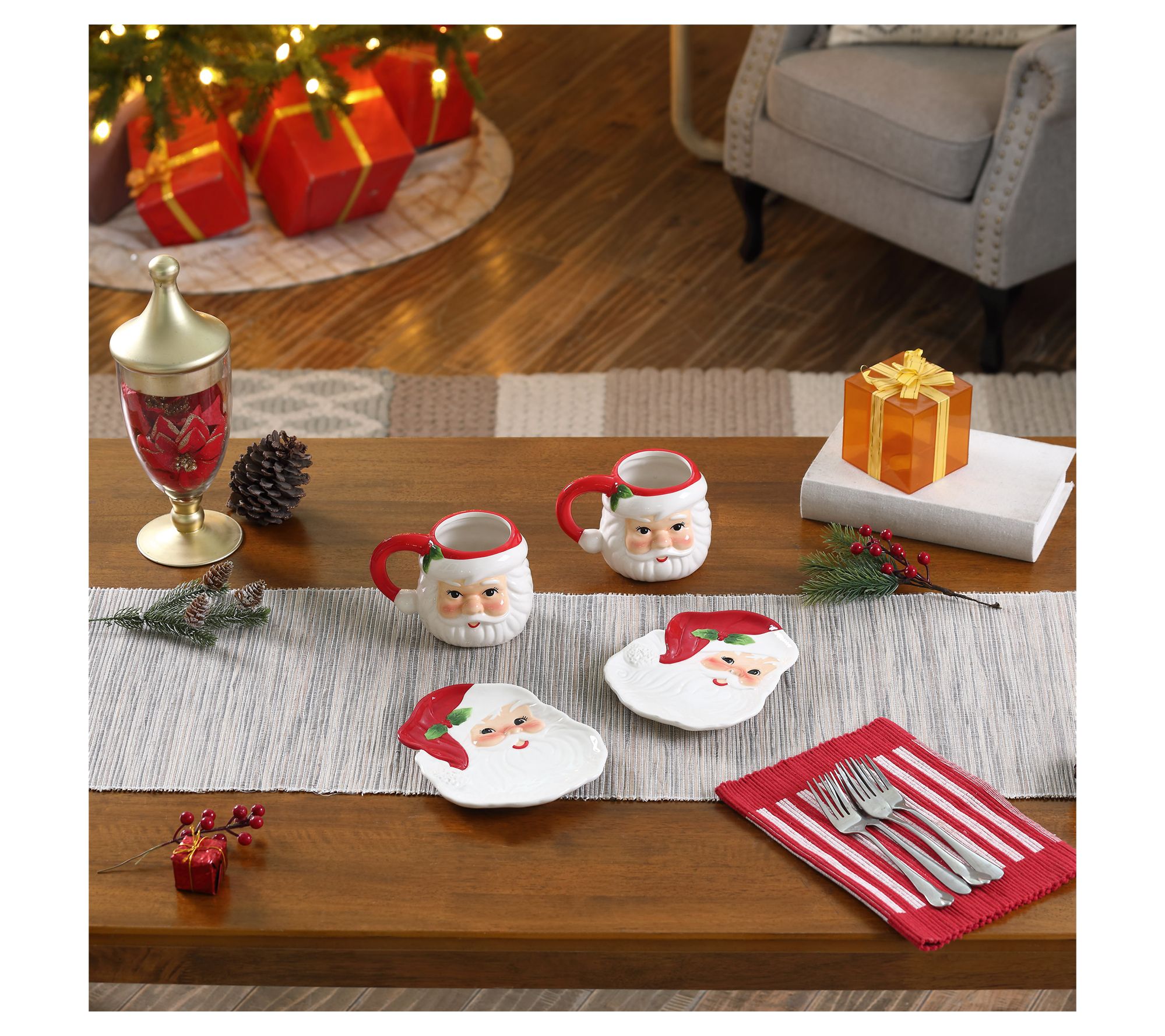 Mr. Christmas 20 oz Santa Mugs and 8 in Santa Plates Set of 4 - QVC.com