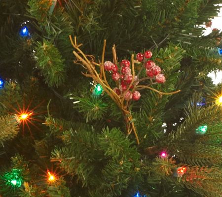 Bethlehem Lights 7.5' Berry & Pine Scottsdale Slim Tree - QVC.com