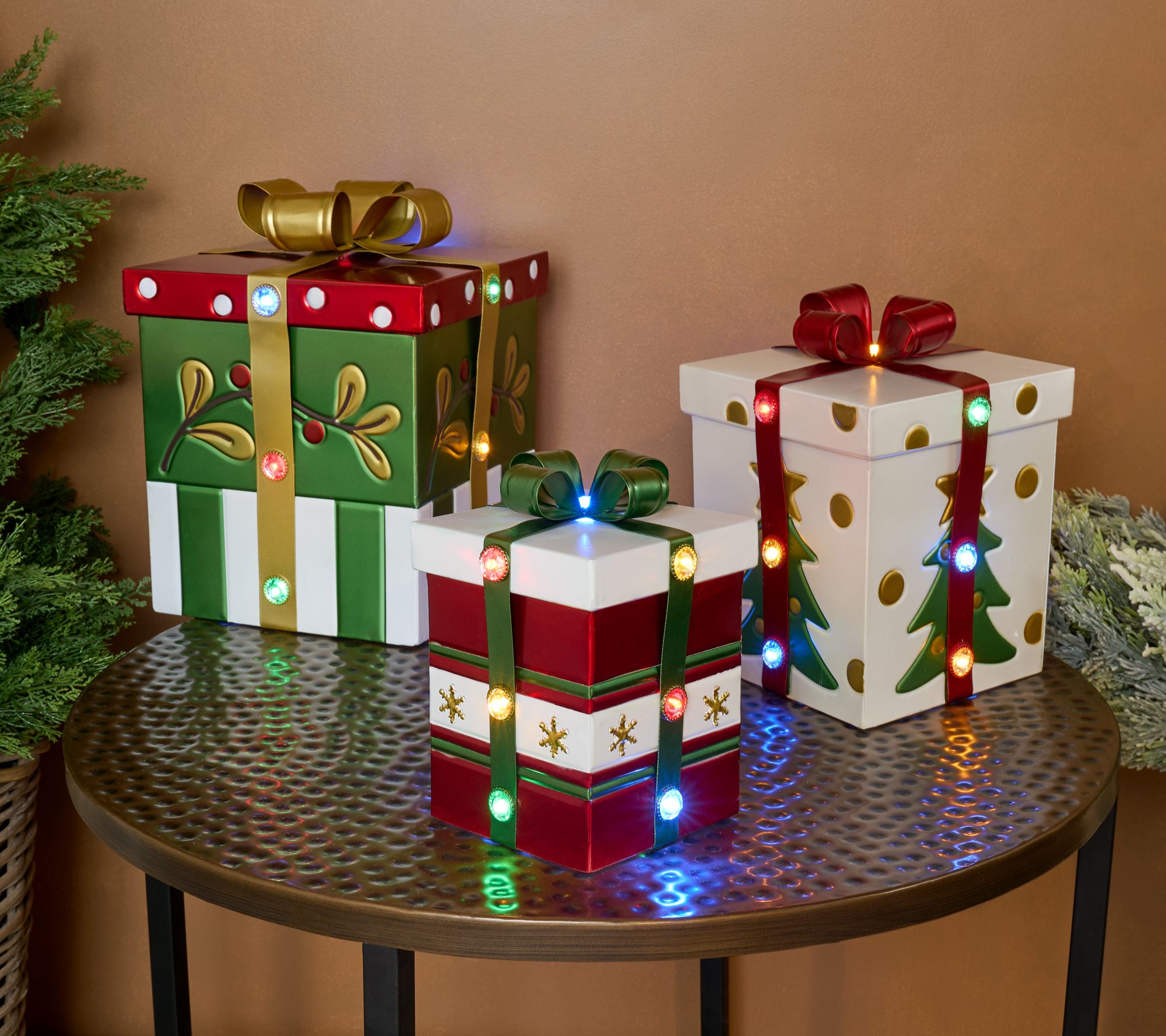 "As Is" Kringle Express Set 3 Lit In/Outdoor Stacking Presents - QVC.com