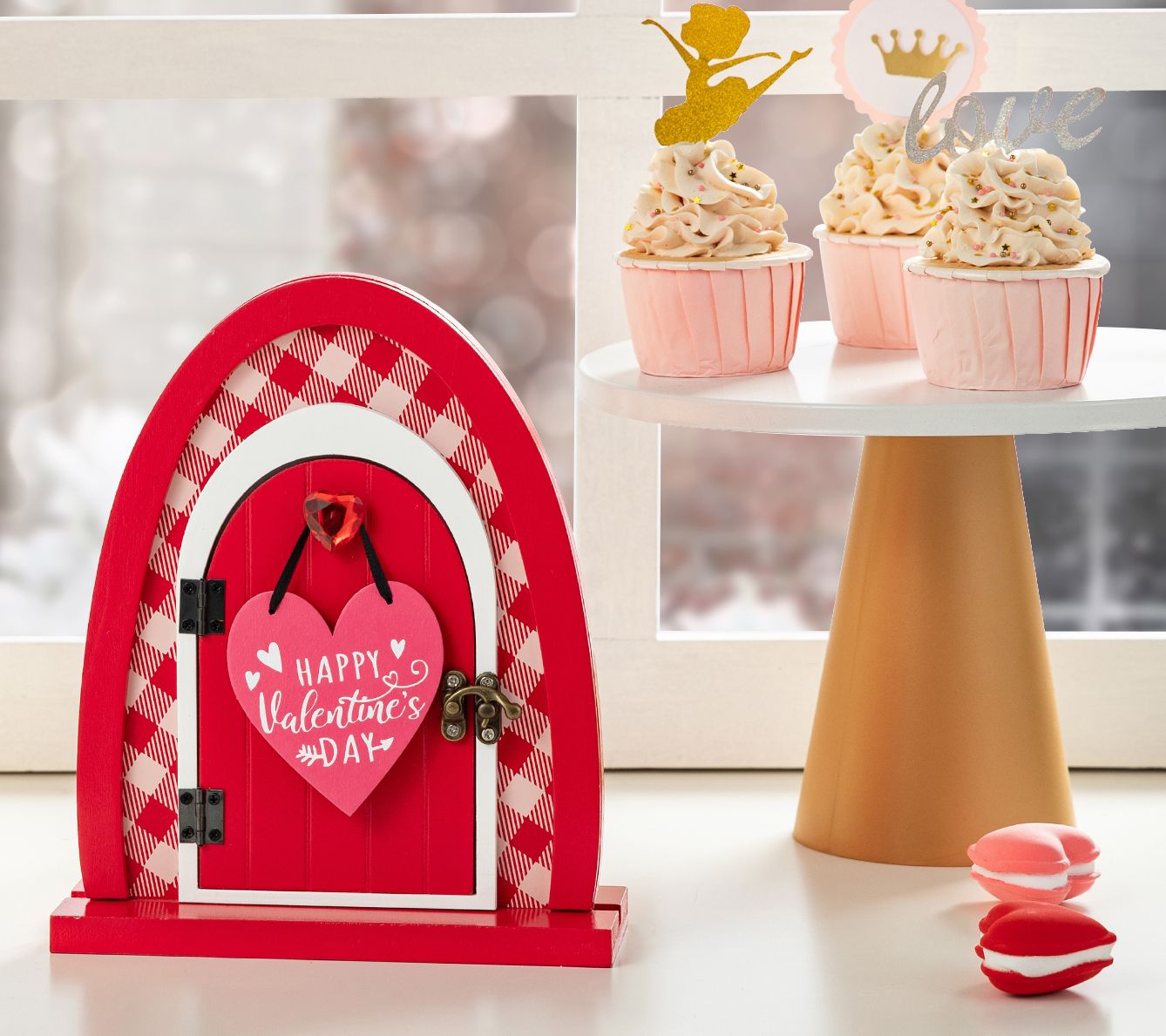 Glitzhome 8.5" Valentines Cottage Door Photo Frame Table Decor - QVC.com