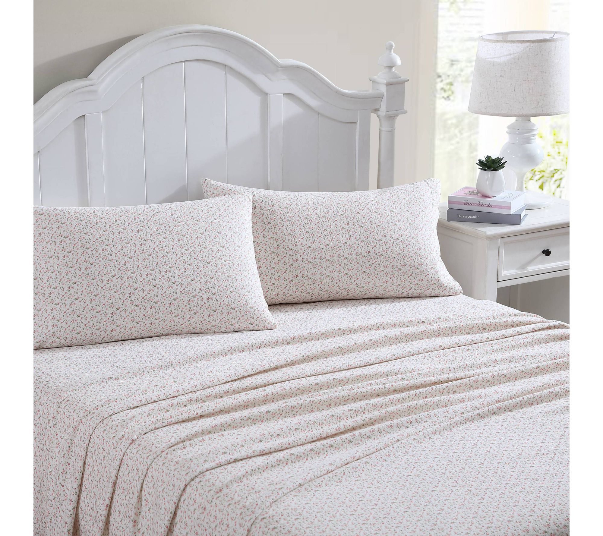 Laura Ashley Evie Soft Pink Queen Flannel SheetSet - QVC.com