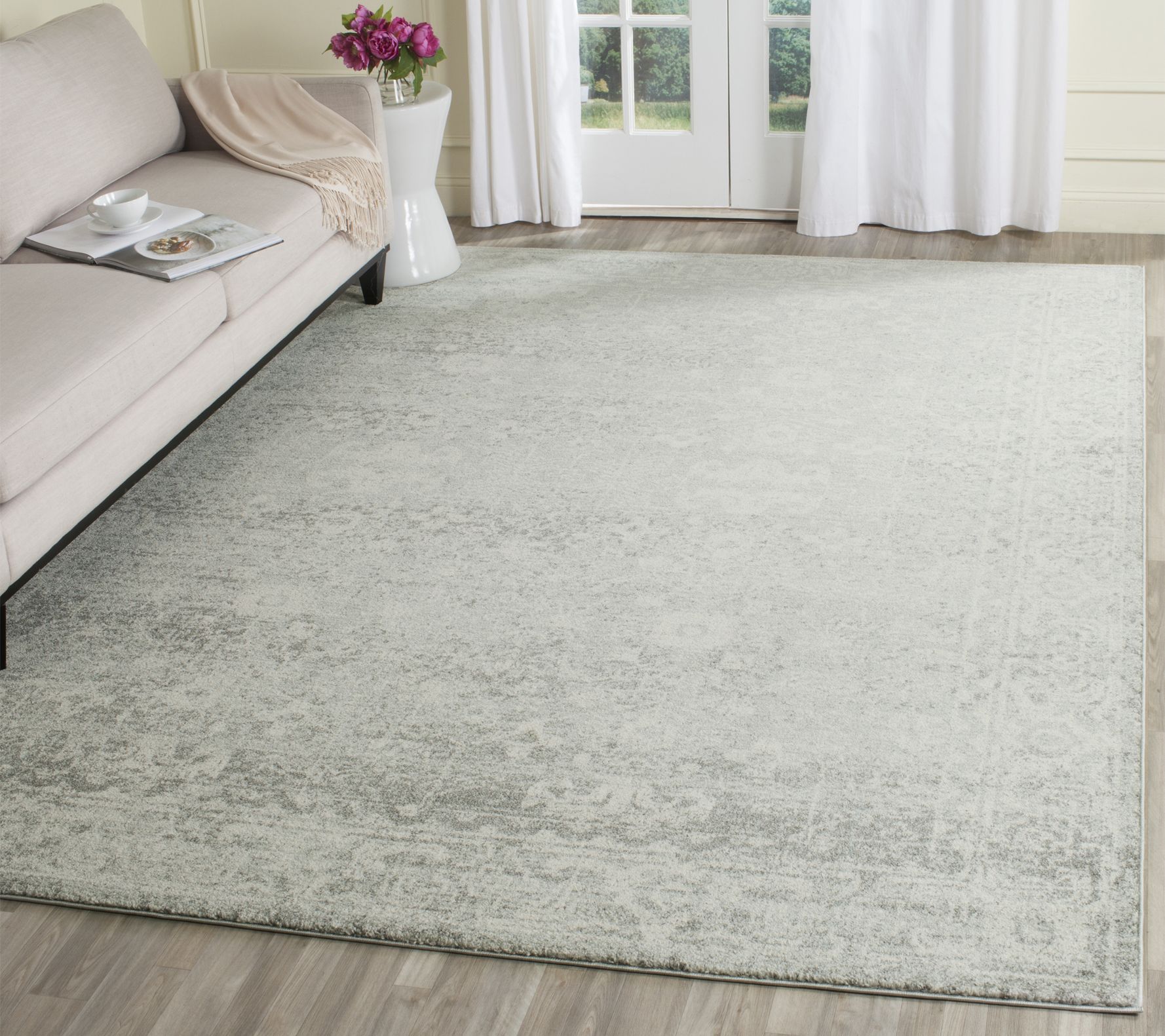 Safavieh Evoke Kensington 8' x 10' Rug - QVC.com