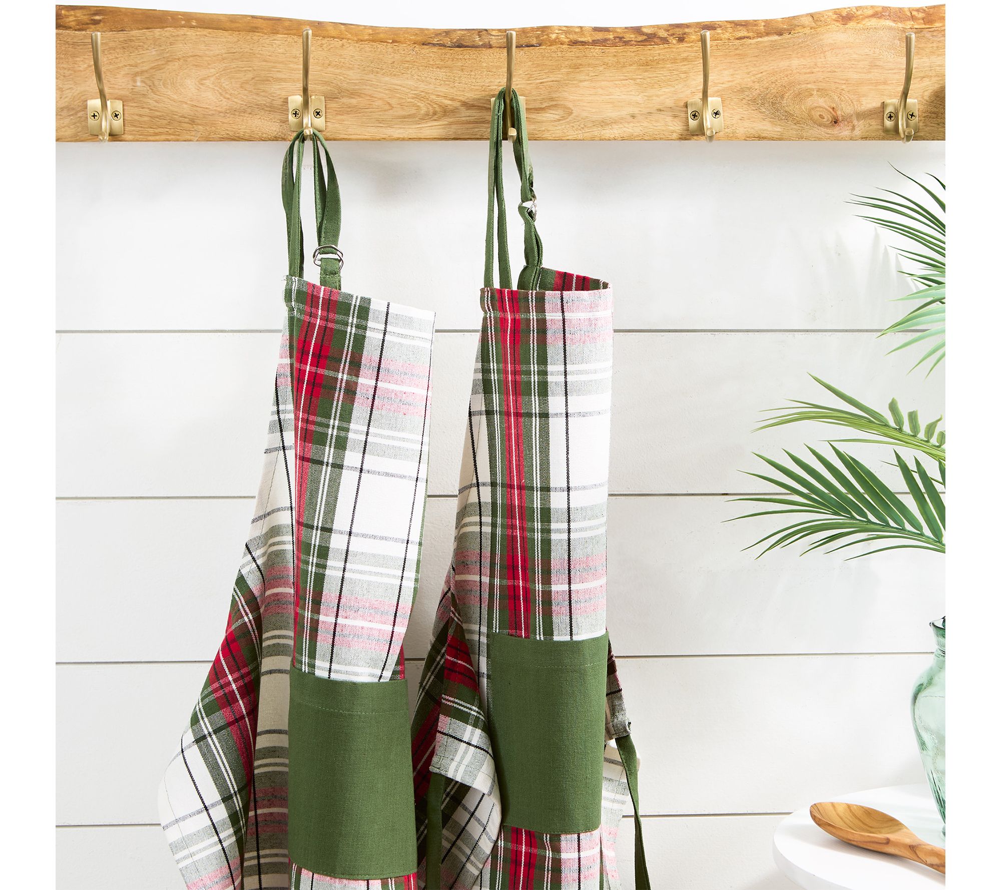 Design Imports Set/2 Holiday Christmas Plaid Chef Unisex Apron - QVC.com
