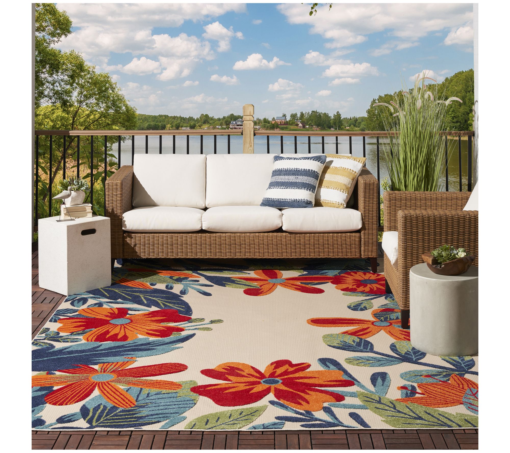 Nourison Home Modern Floral Border Indoor/ Outdoor 7.10' x 9.10' Rug ...