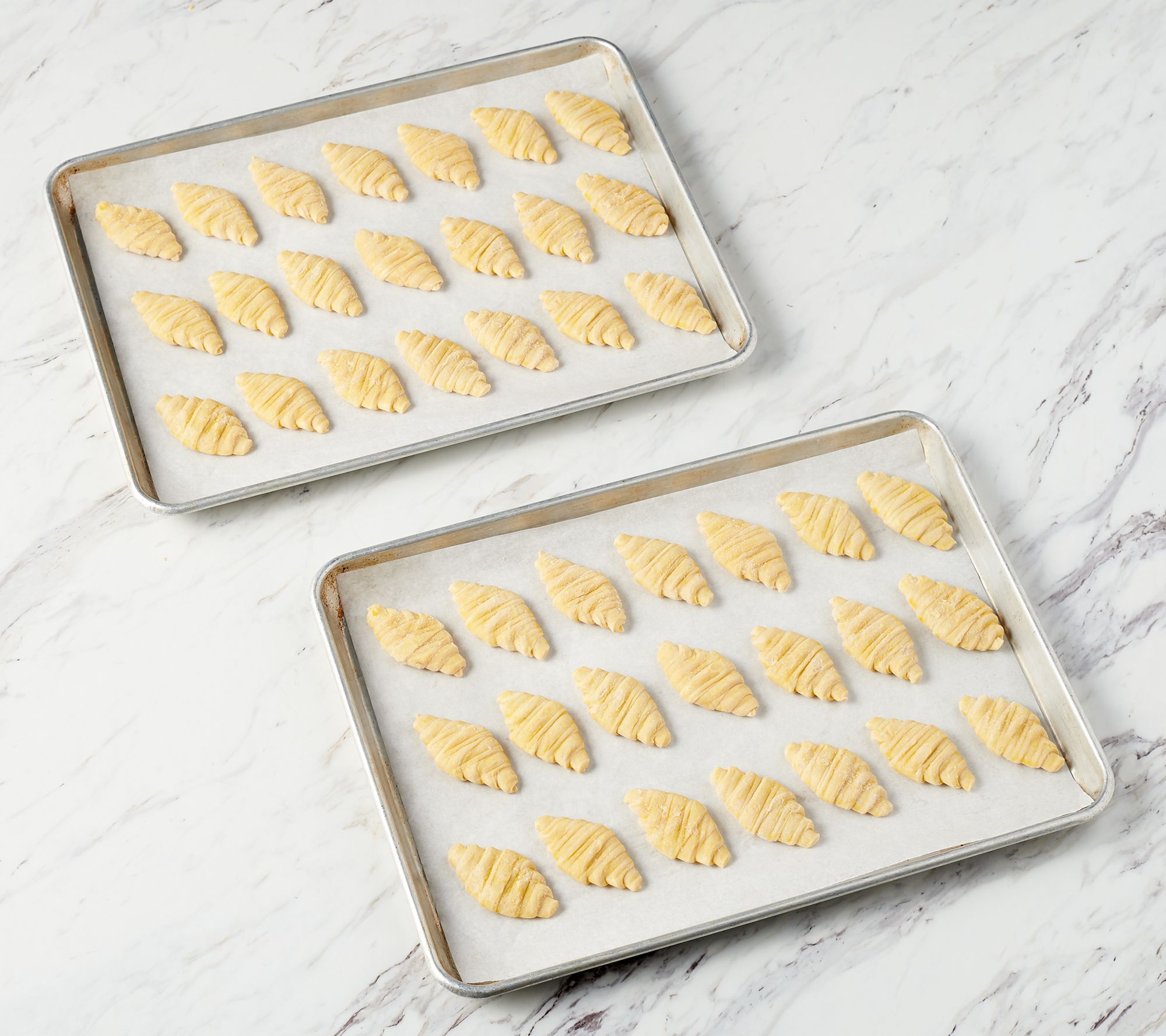 Authentic Gourmet 42-Ct French Mini Butter or Choc. Croissants - QVC.com