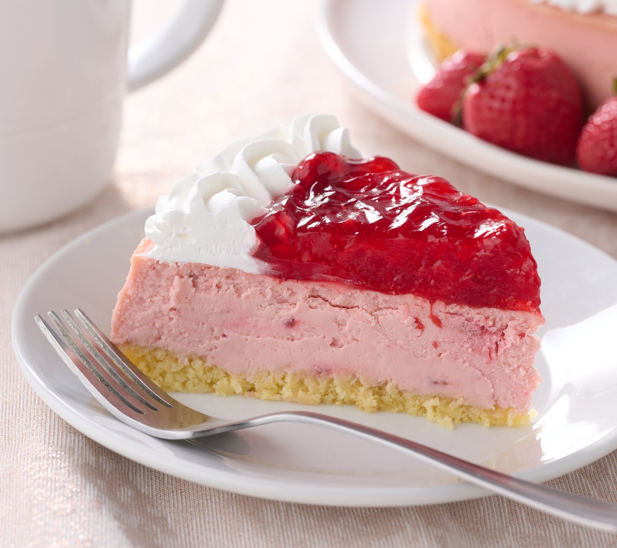 Junior's 3 lb Strawberry Supreme Cheesecake - QVC.com