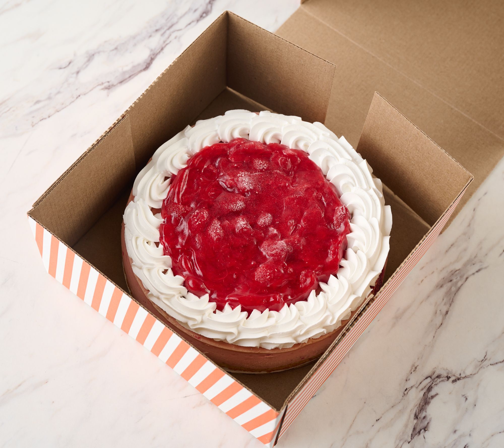 Junior's 3 lb Strawberry Supreme Cheesecake - QVC.com