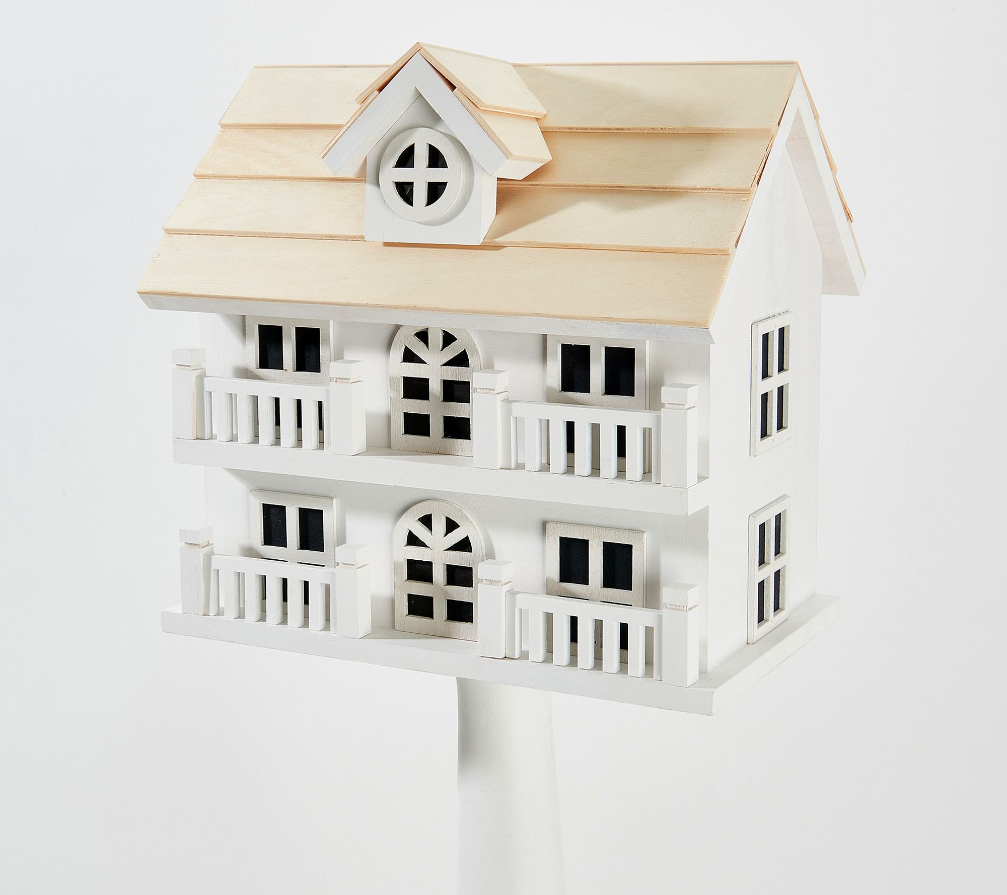 Plow & Hearth White Cape Cod Inspired Birdhouse with 30" Pole - QVC.com
