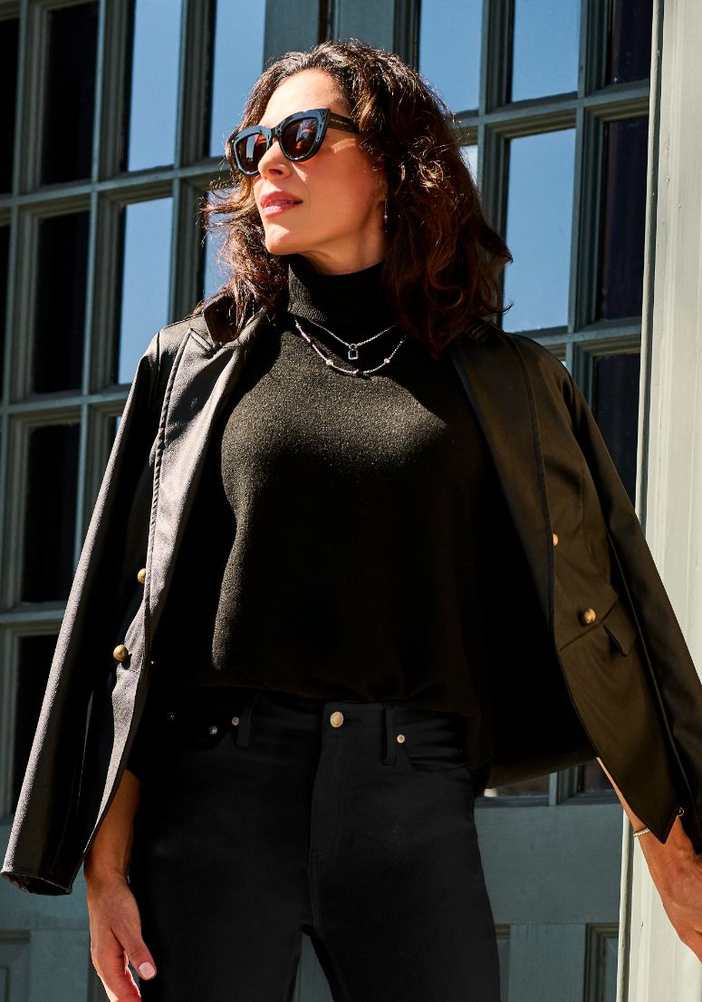 Help me find black turtleneck Chantal is wearing o... - Blogs & Forums